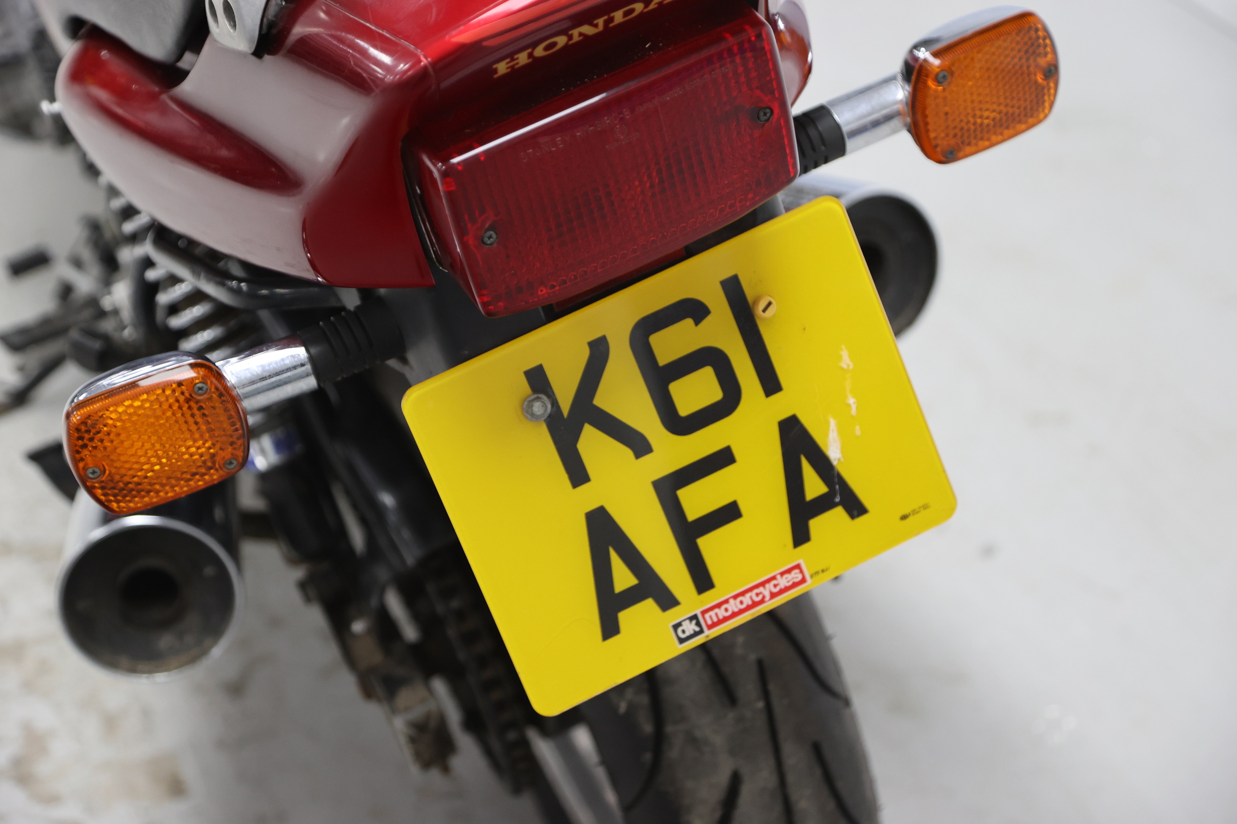 Lot 28 - 1992 Honda CB750 F2