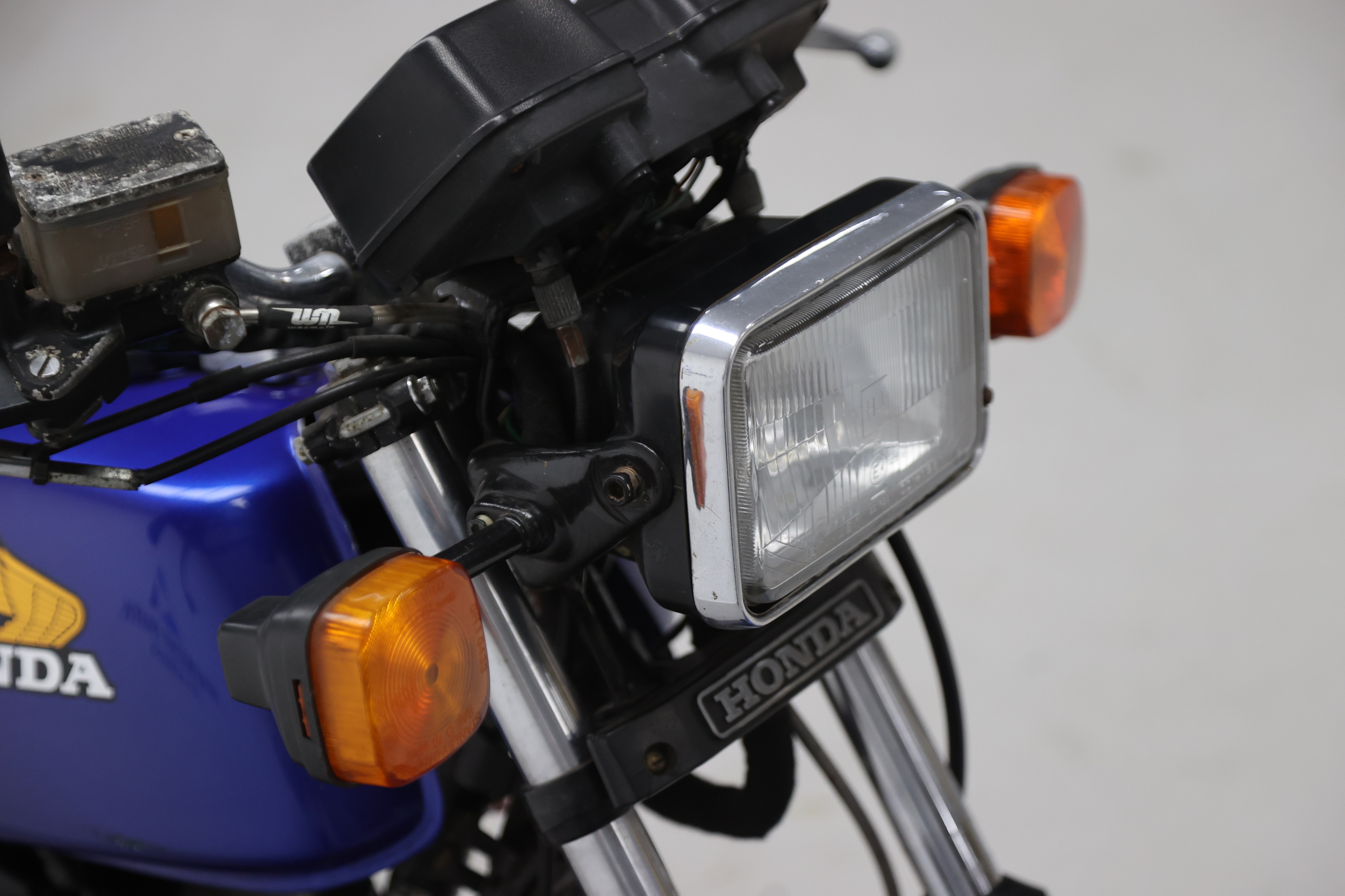 Lot 39 - 1982 Honda CB250RS