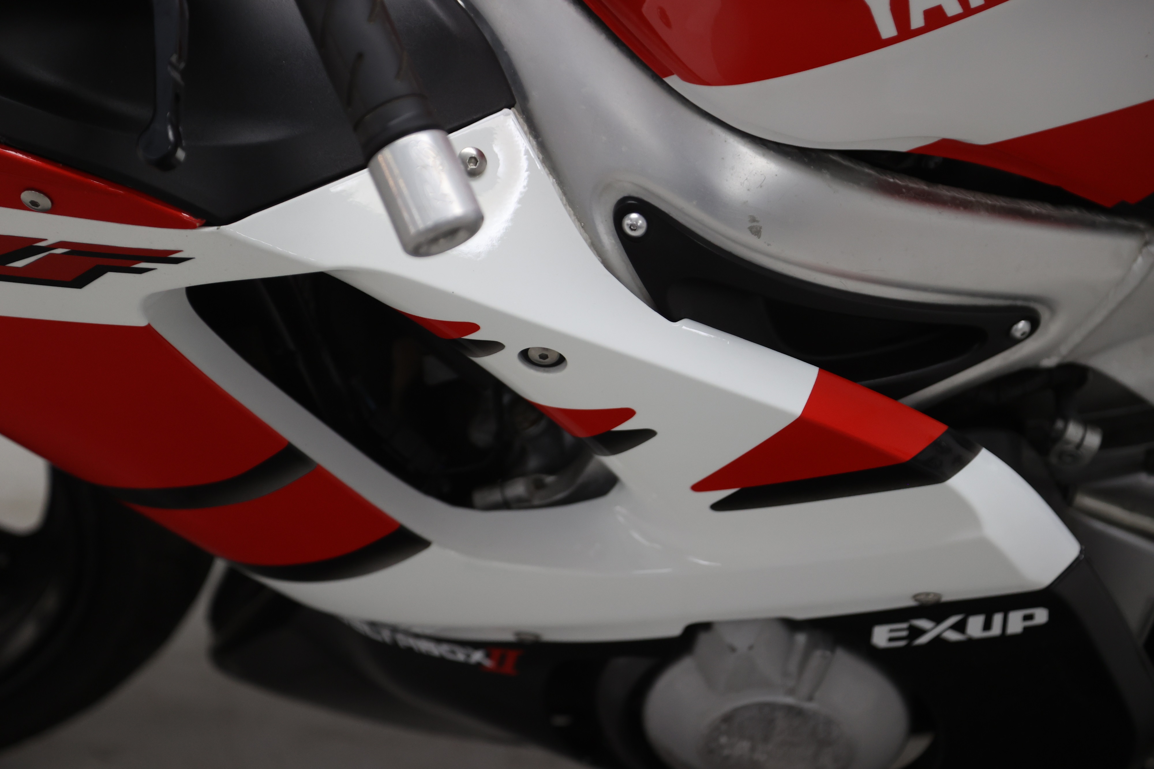 Lot 107 - 1999 Yamaha YZF-R6