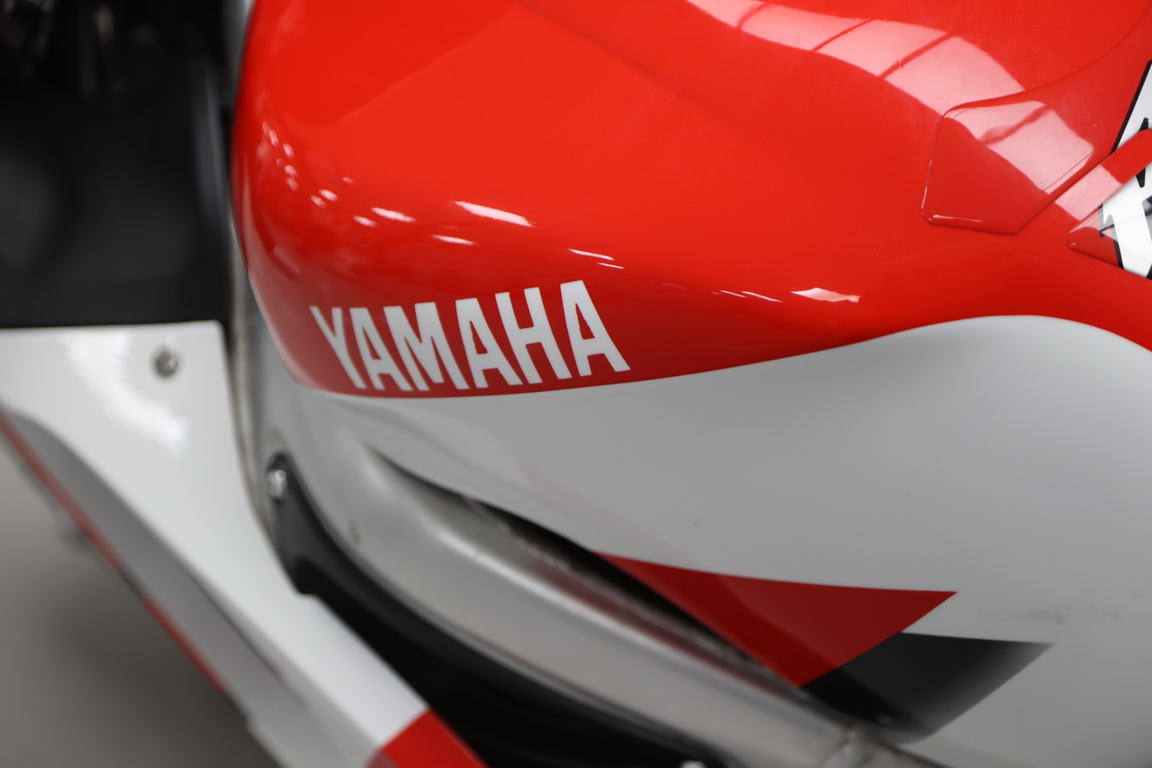 Lot 107 - 1999 Yamaha YZF-R6