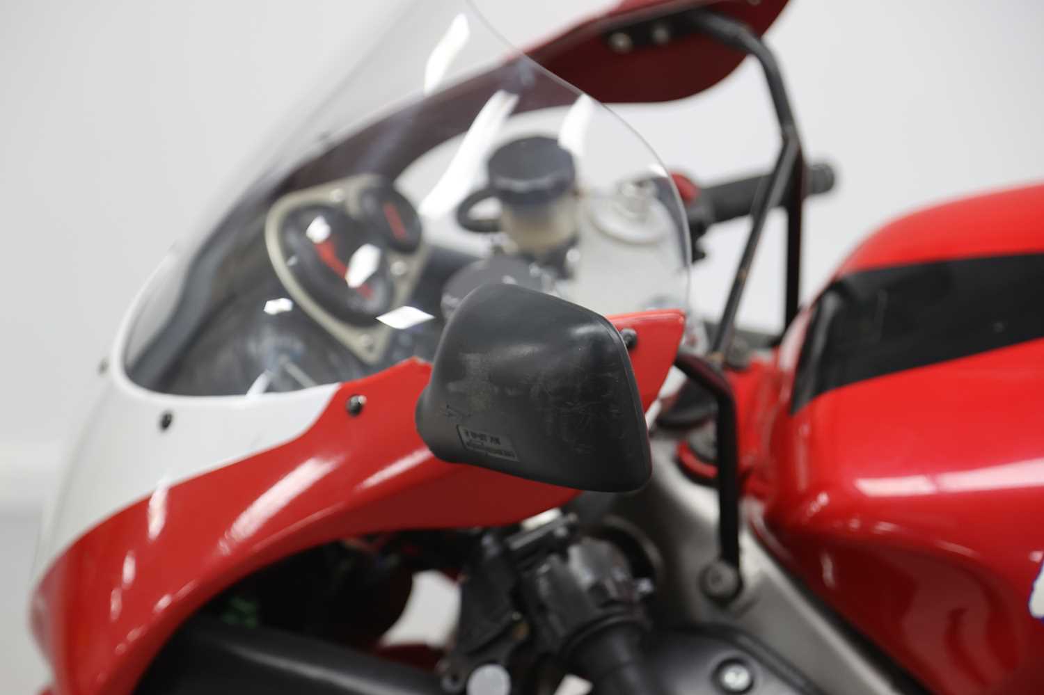 Lot 97 - 1996 Kawasaki ZX-7R Ninja