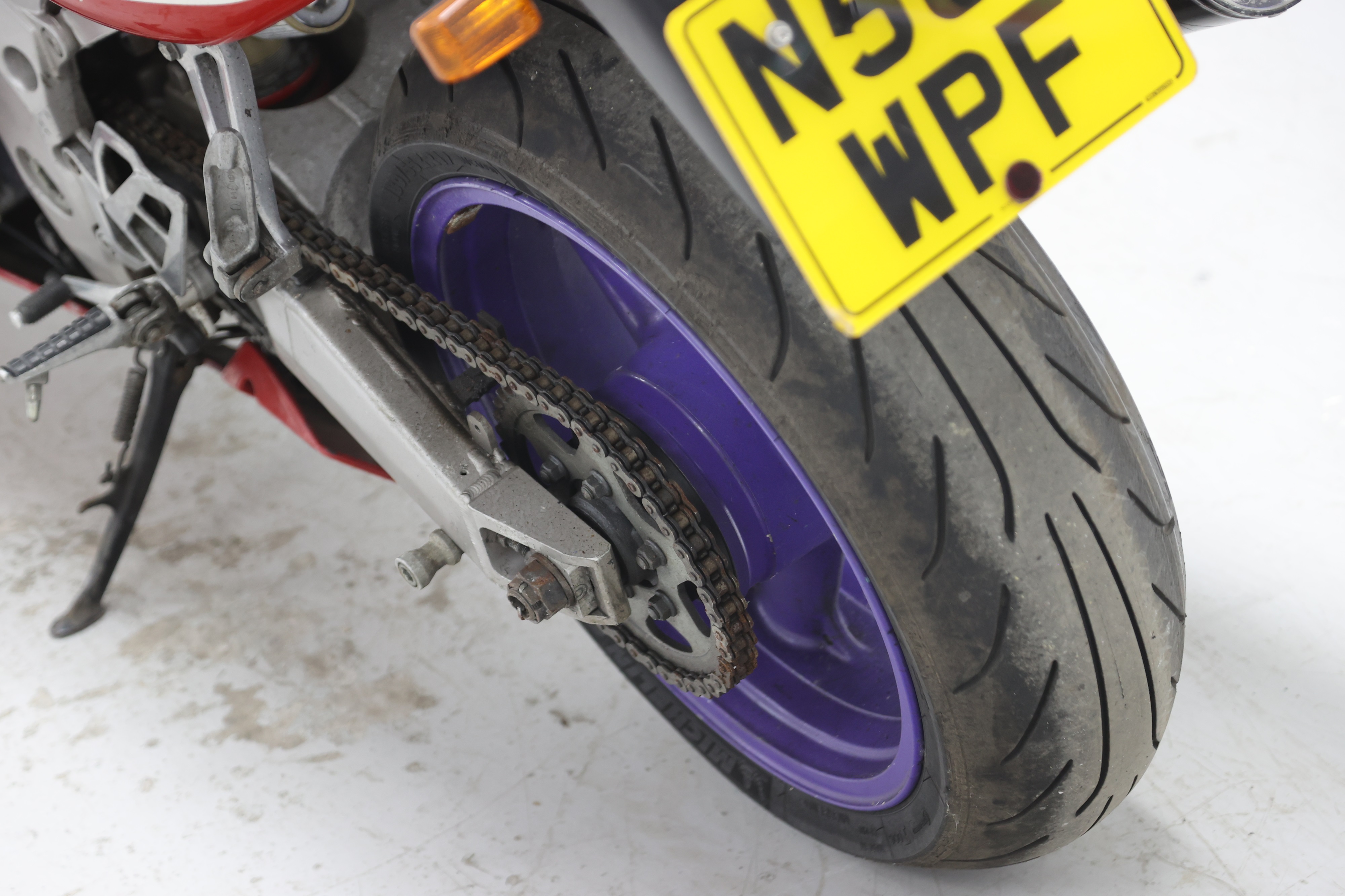 Lot 97 - 1996 Kawasaki ZX-7R Ninja