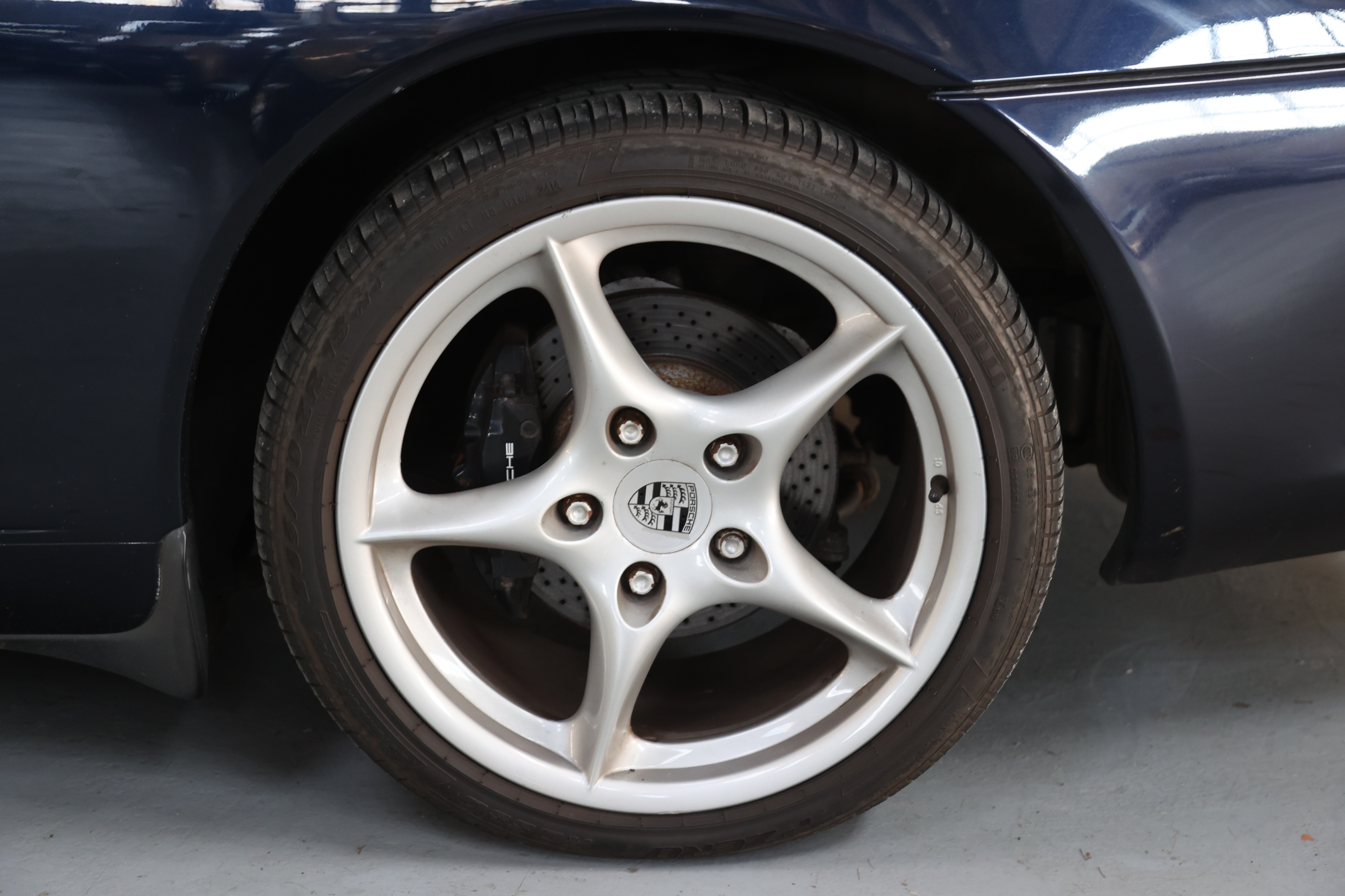 Lot 219 - 2003 Porsche 911 (996) Targa