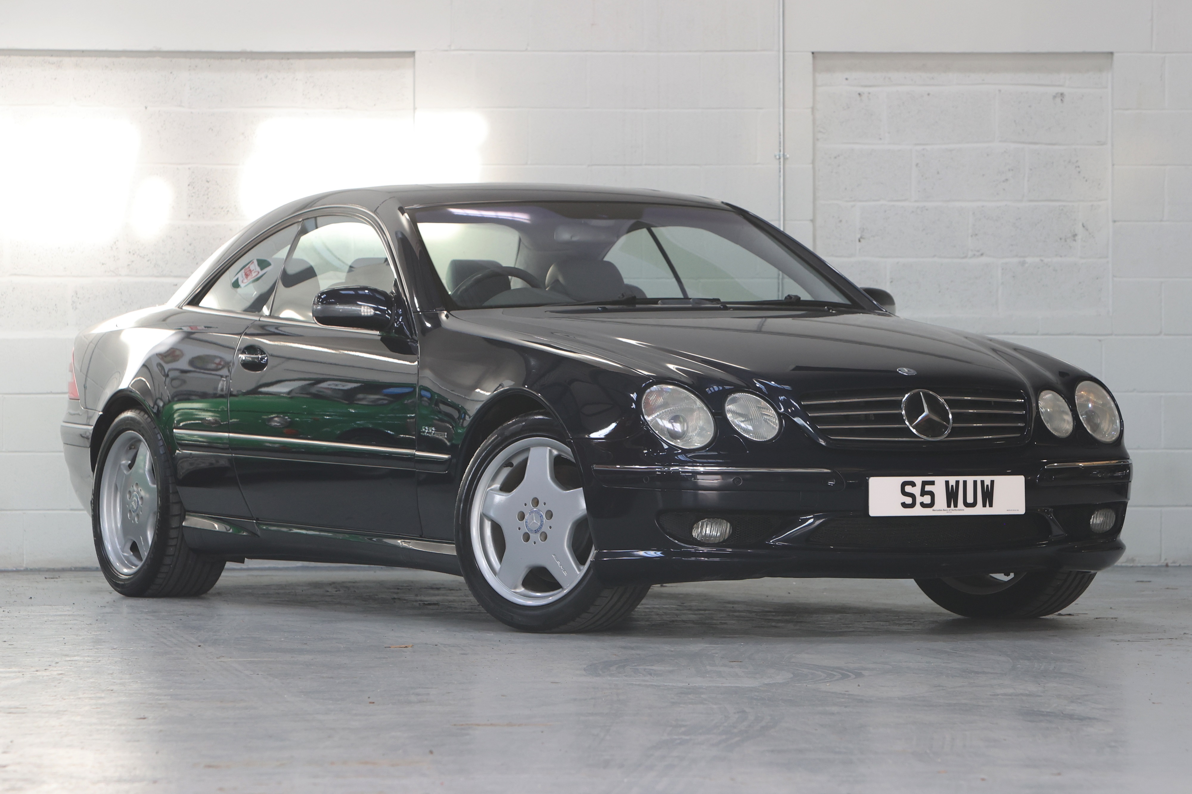Lot 267 - 2001 Mercedes-Benz CL55 AMG