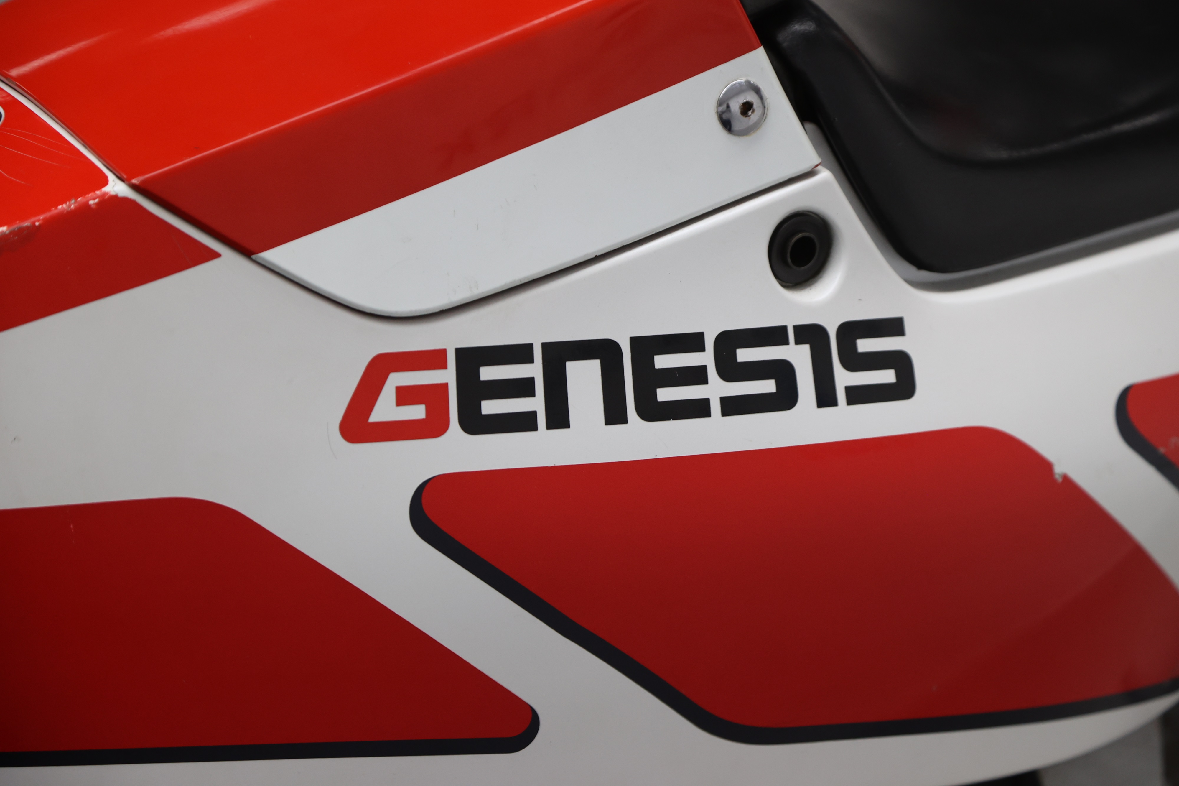 Lot 93 - 1986 Yamaha FZR400 Genesis