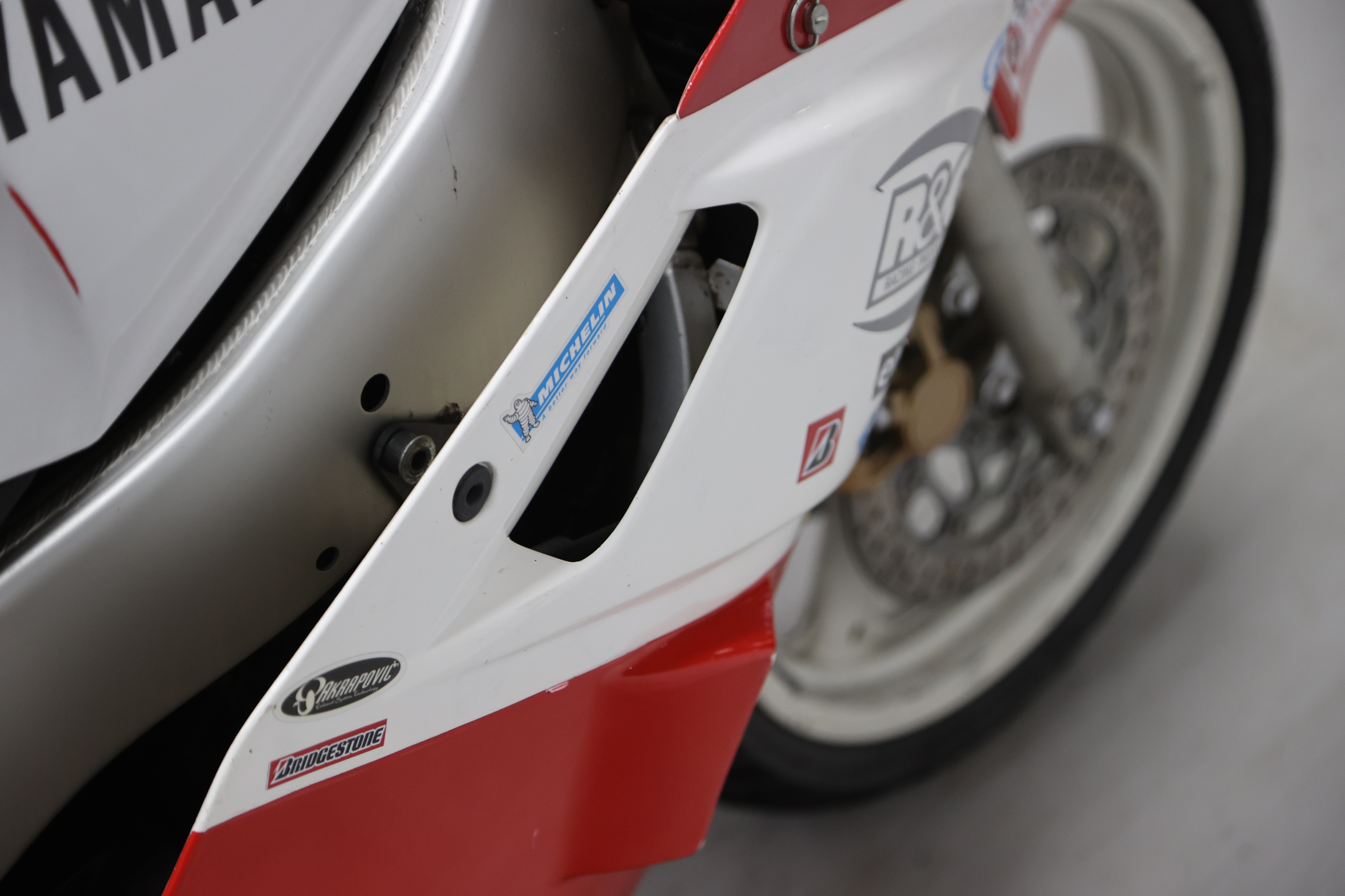 Lot 93 - 1986 Yamaha FZR400 Genesis