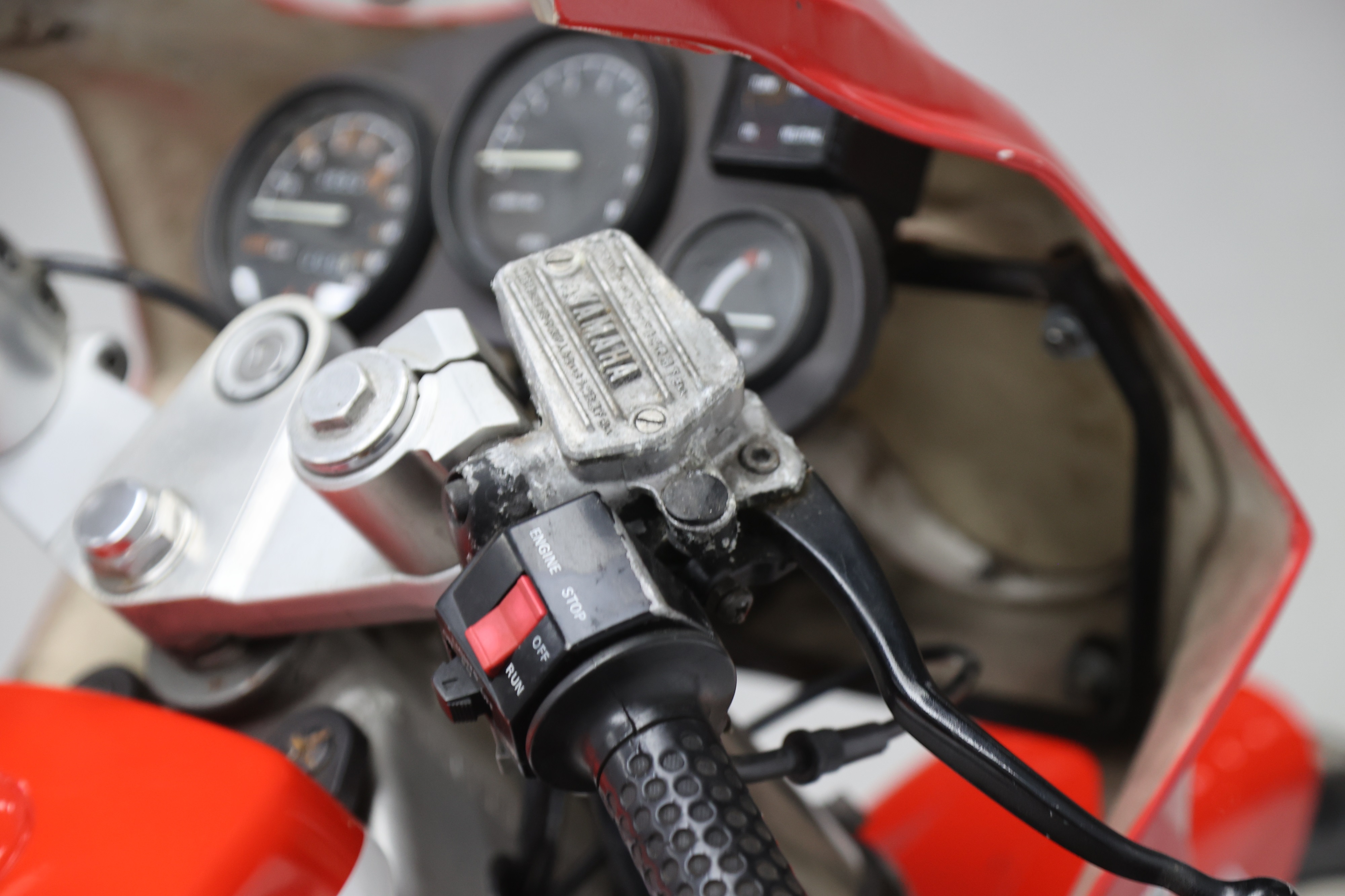 Lot 93 - 1986 Yamaha FZR400 Genesis