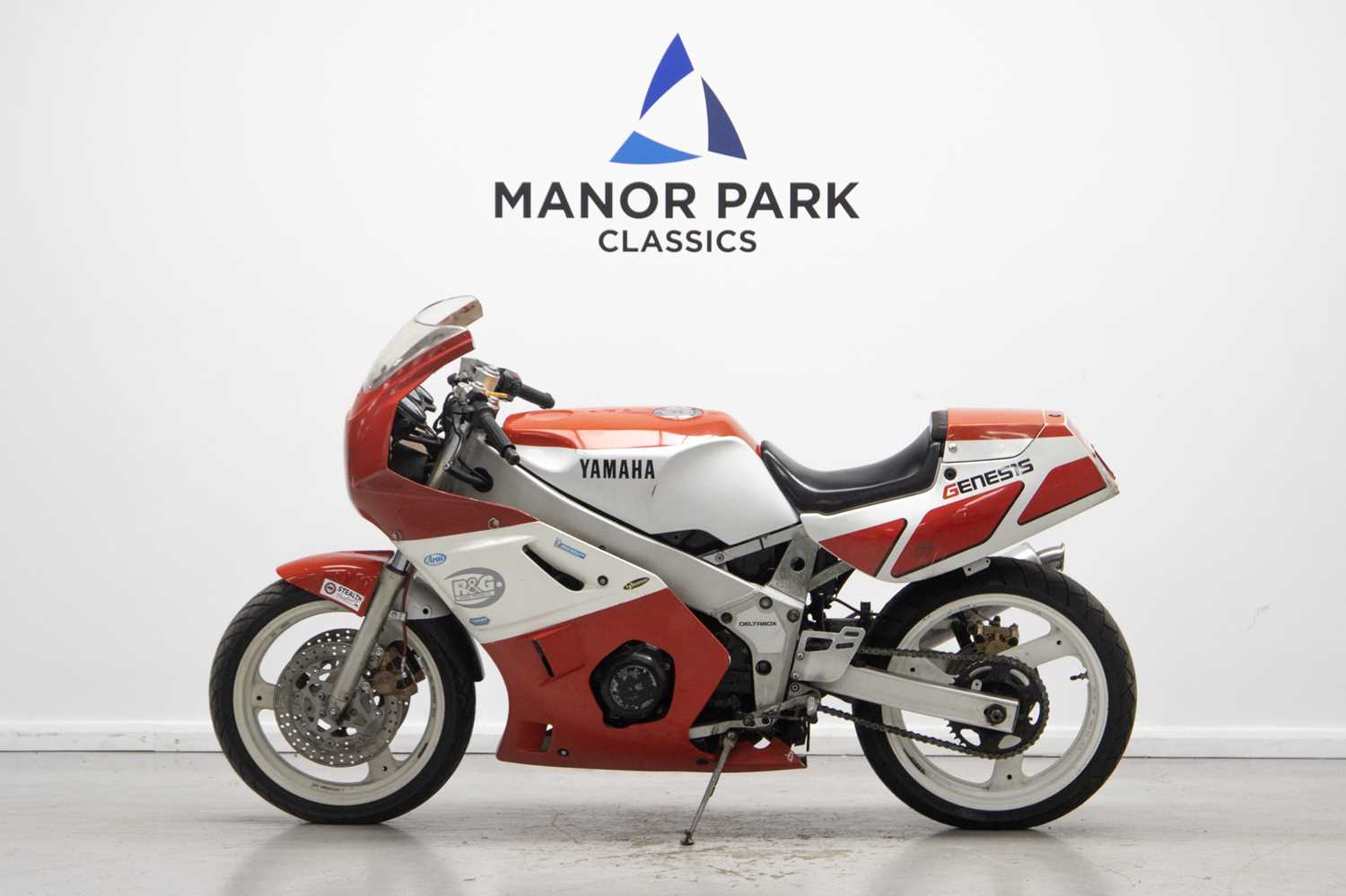 Lot 93 - 1986 Yamaha FZR400 Genesis
