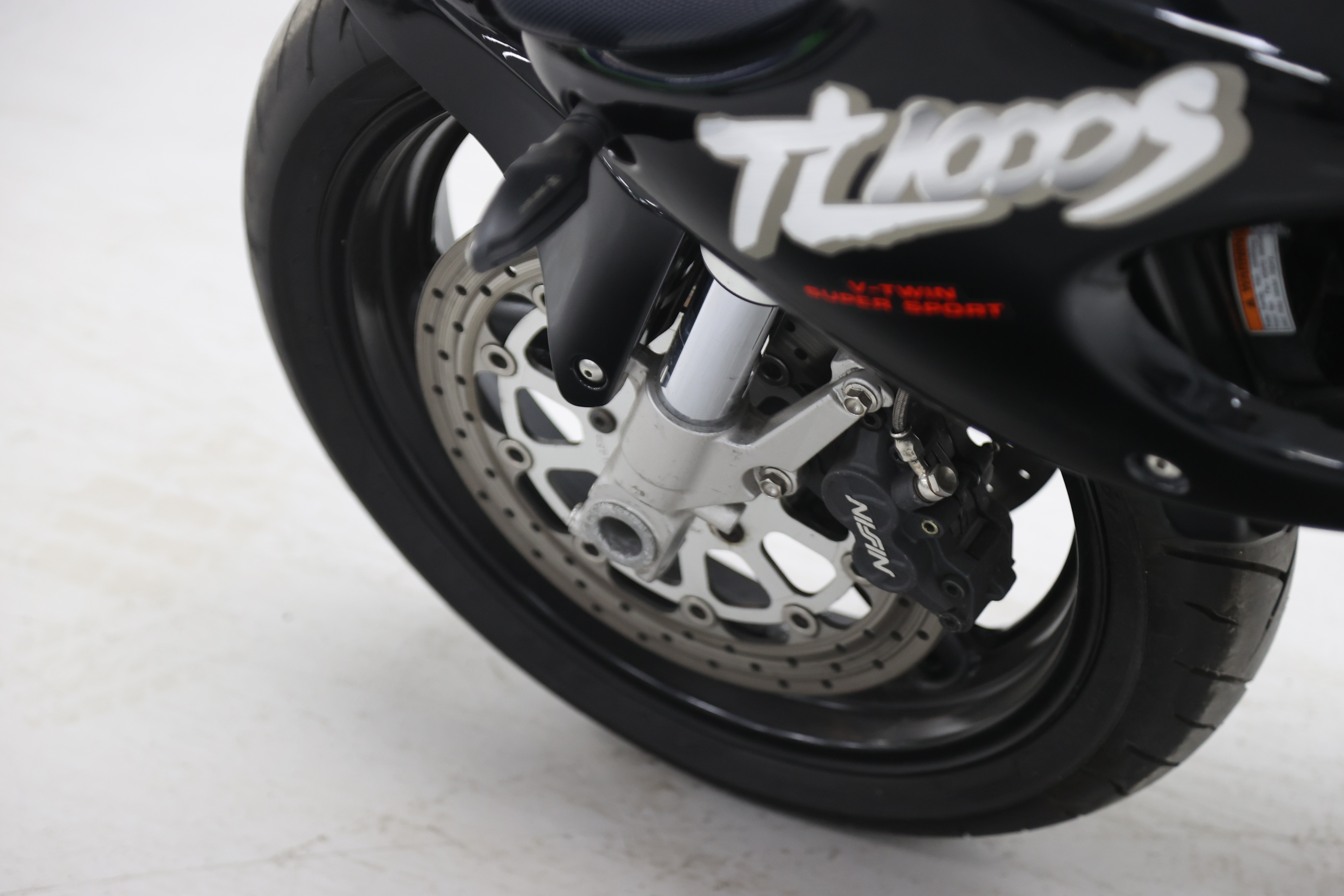 Lot 116 - 1997 Suzuki TL1000S