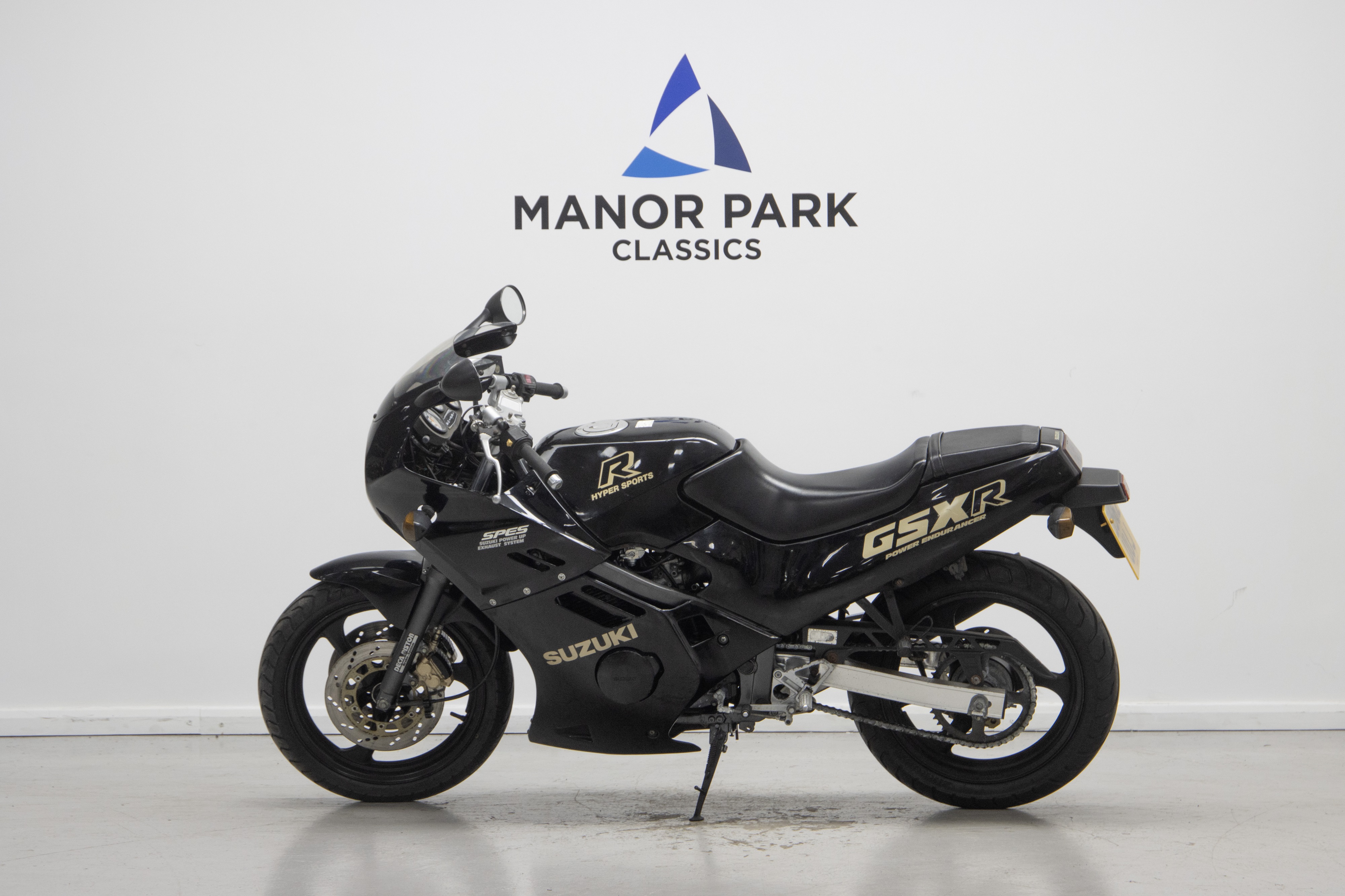 Lot 119 - 1987 Suzuki GSXR250 GJ72A