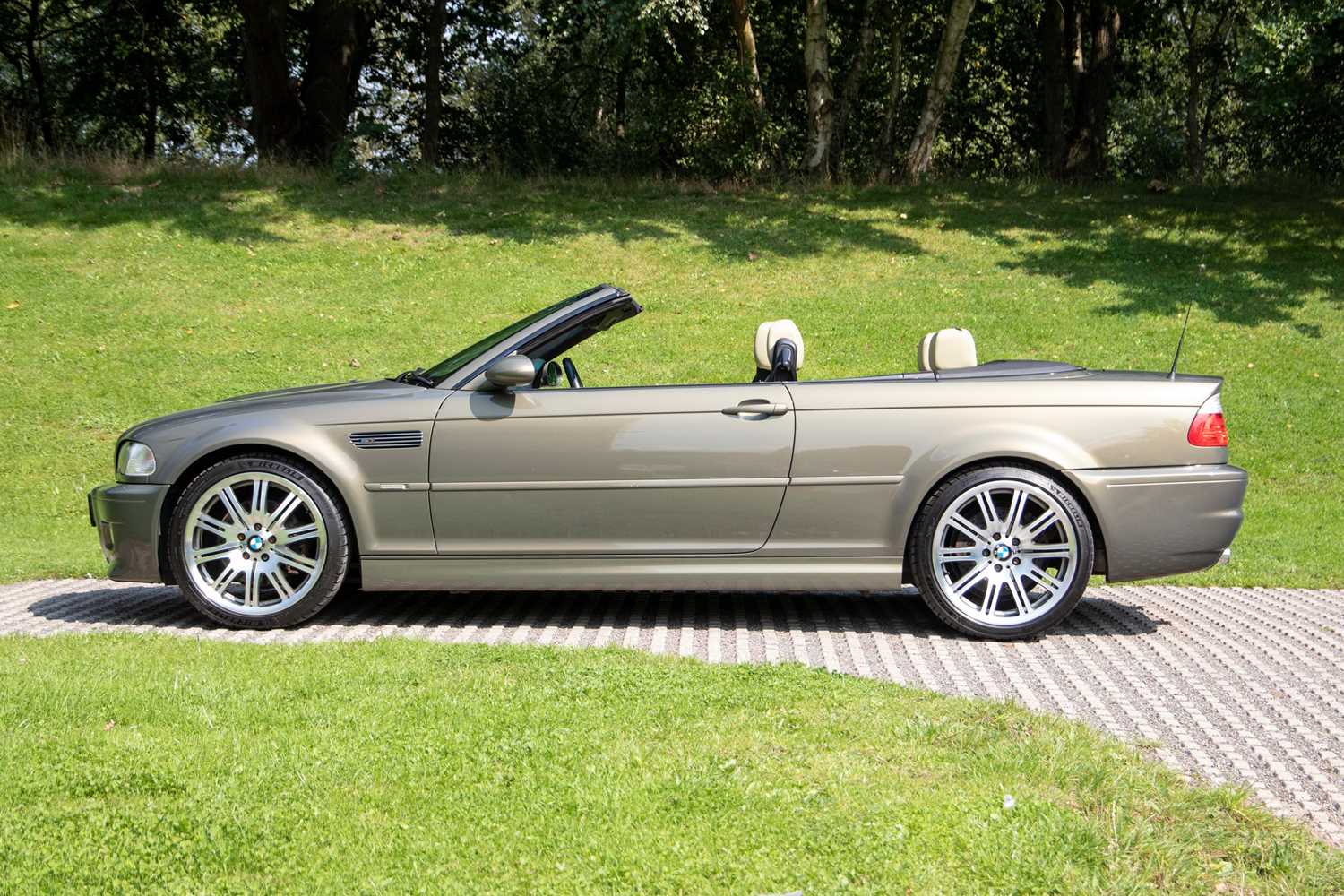 Lot 34 - 2003 BMW M3 Convertible