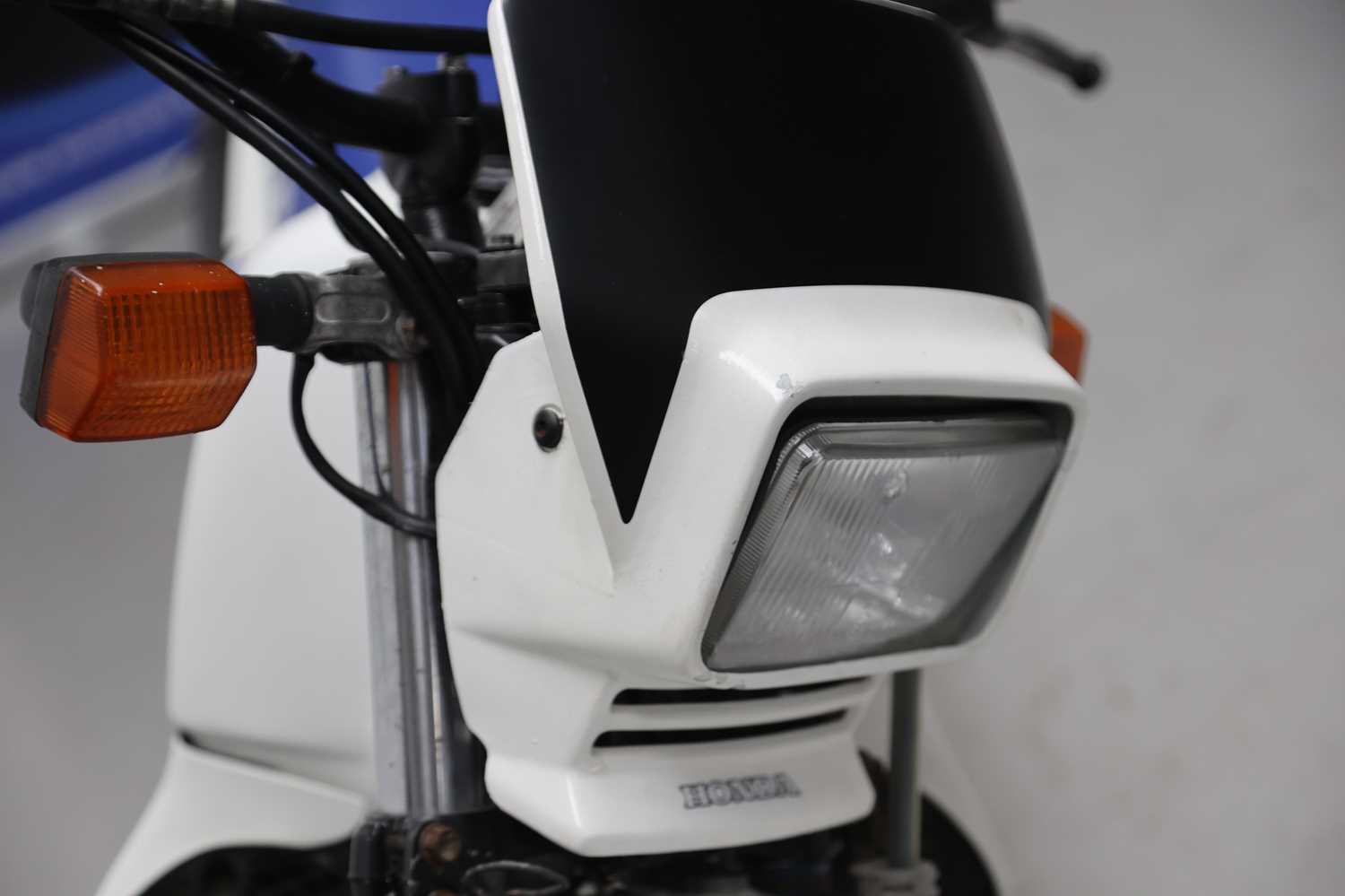 Lot 68 - 1997 Honda XL600R