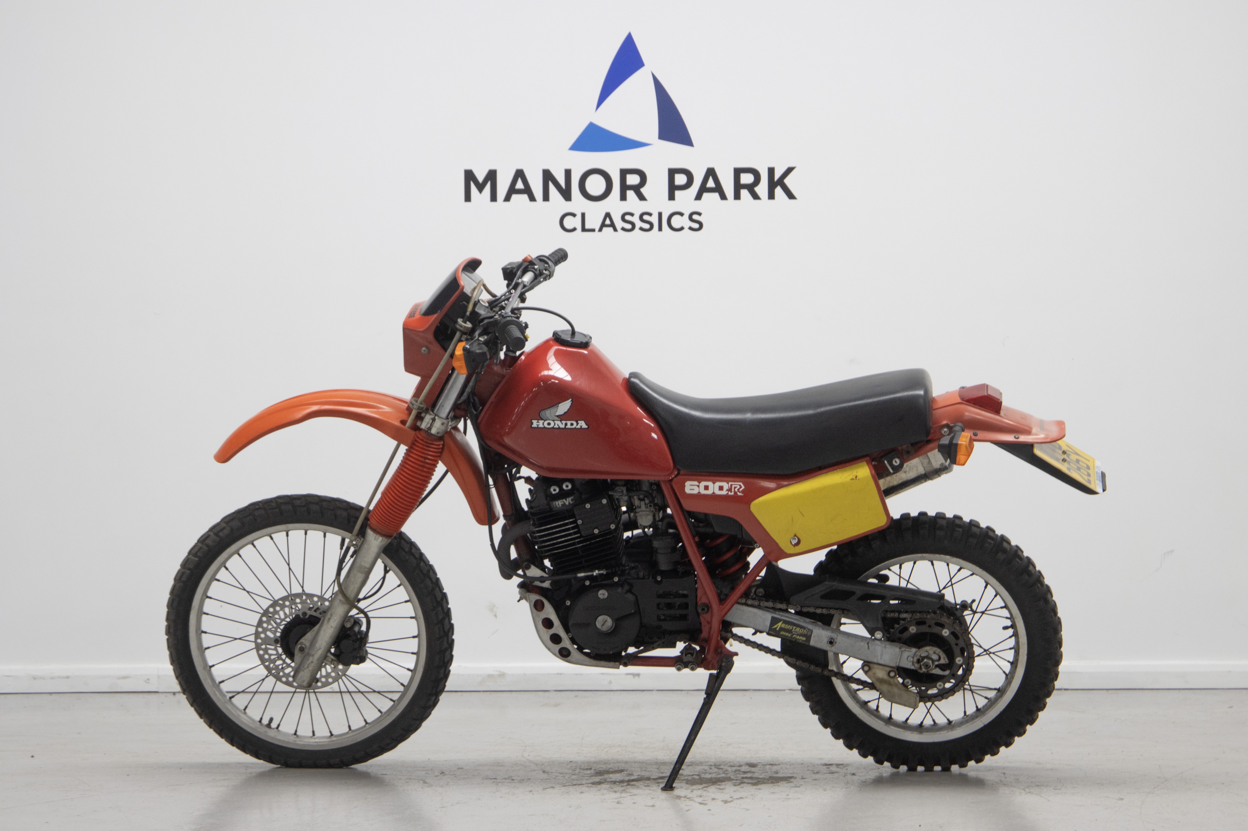 Lot 84 - 1997 Honda XL600R