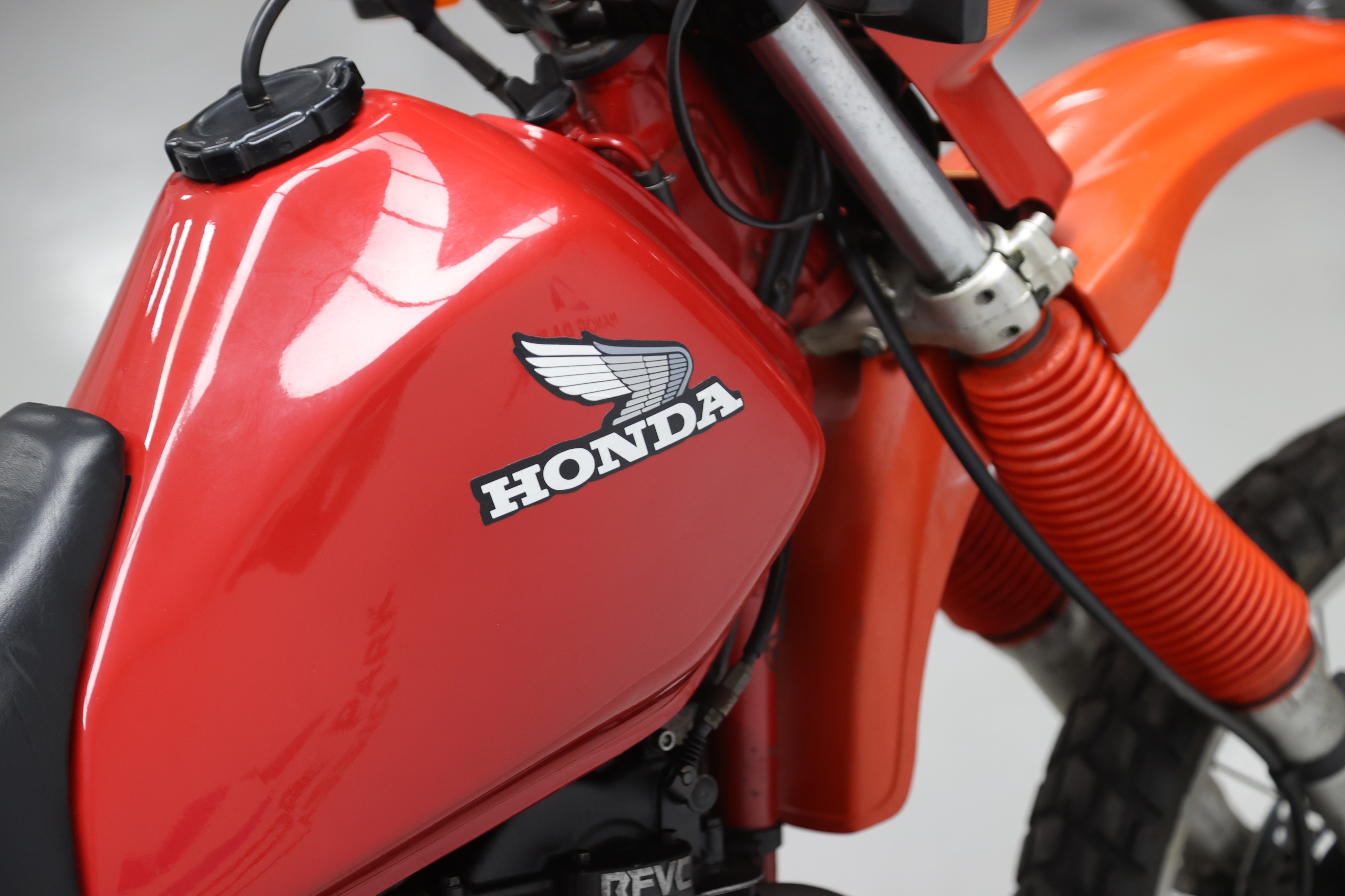 Lot 84 - 1997 Honda XL600R