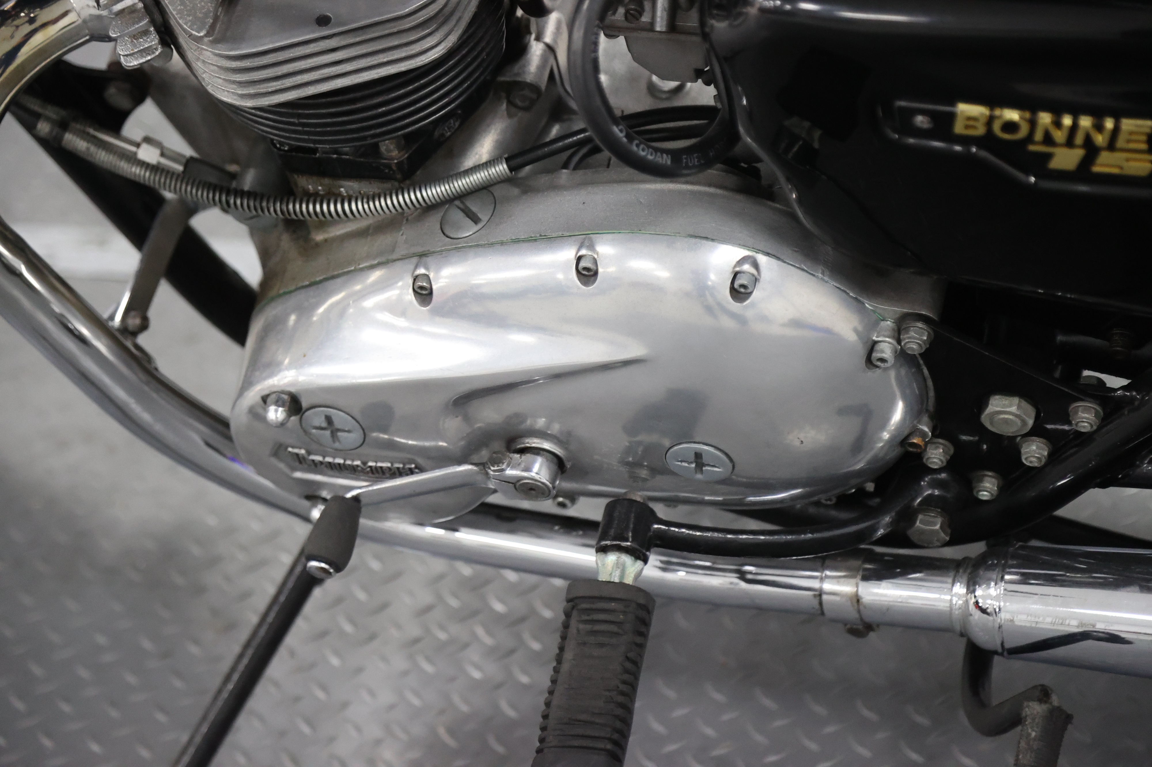 Lot 115 - 1983 Triumph T140 Bonneville