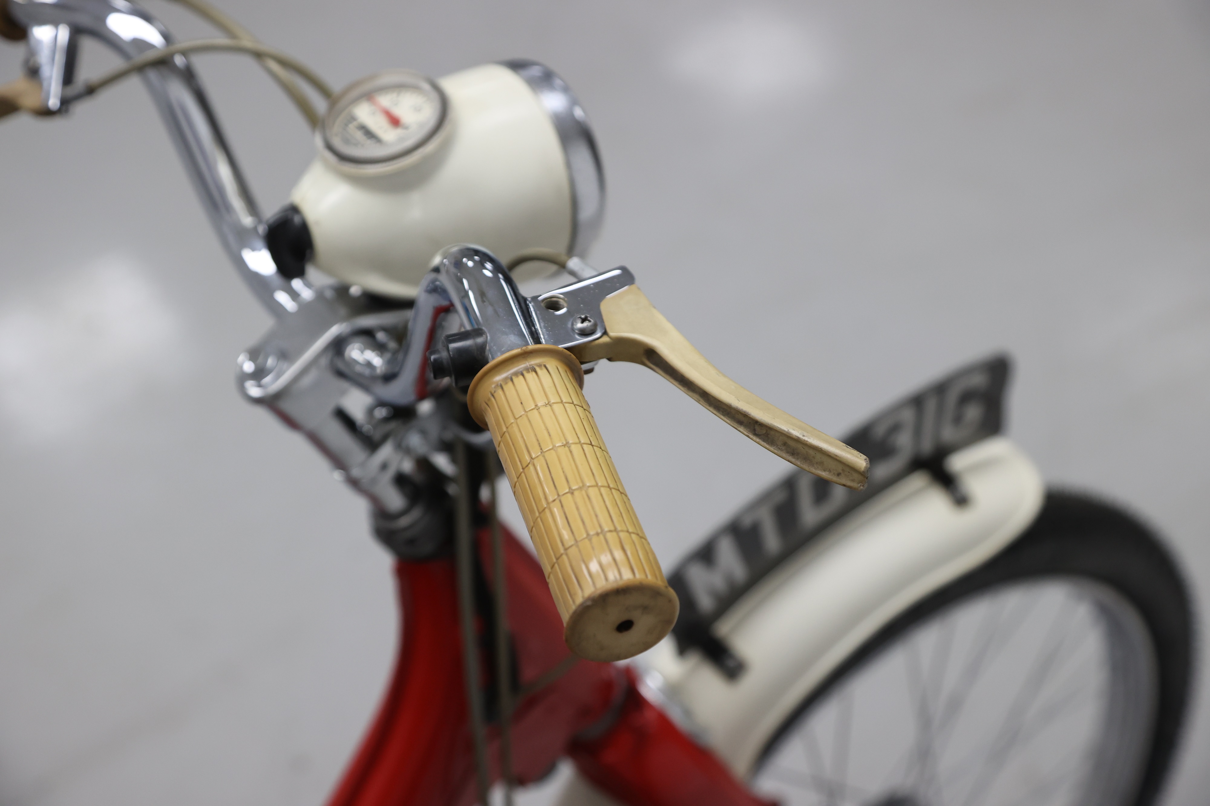 Lot 9 - 1968 Honda PC50