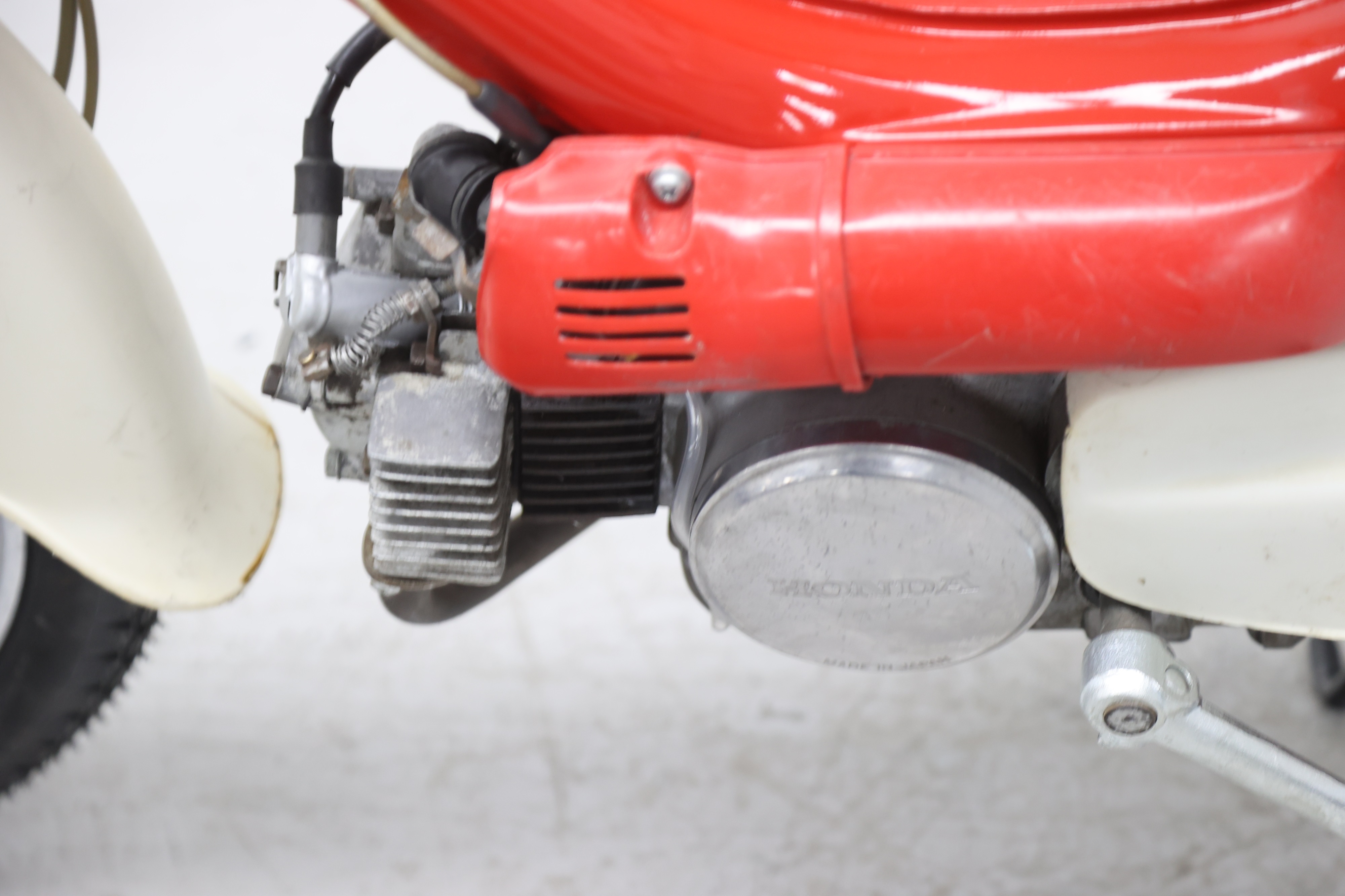 Lot 9 - 1968 Honda PC50