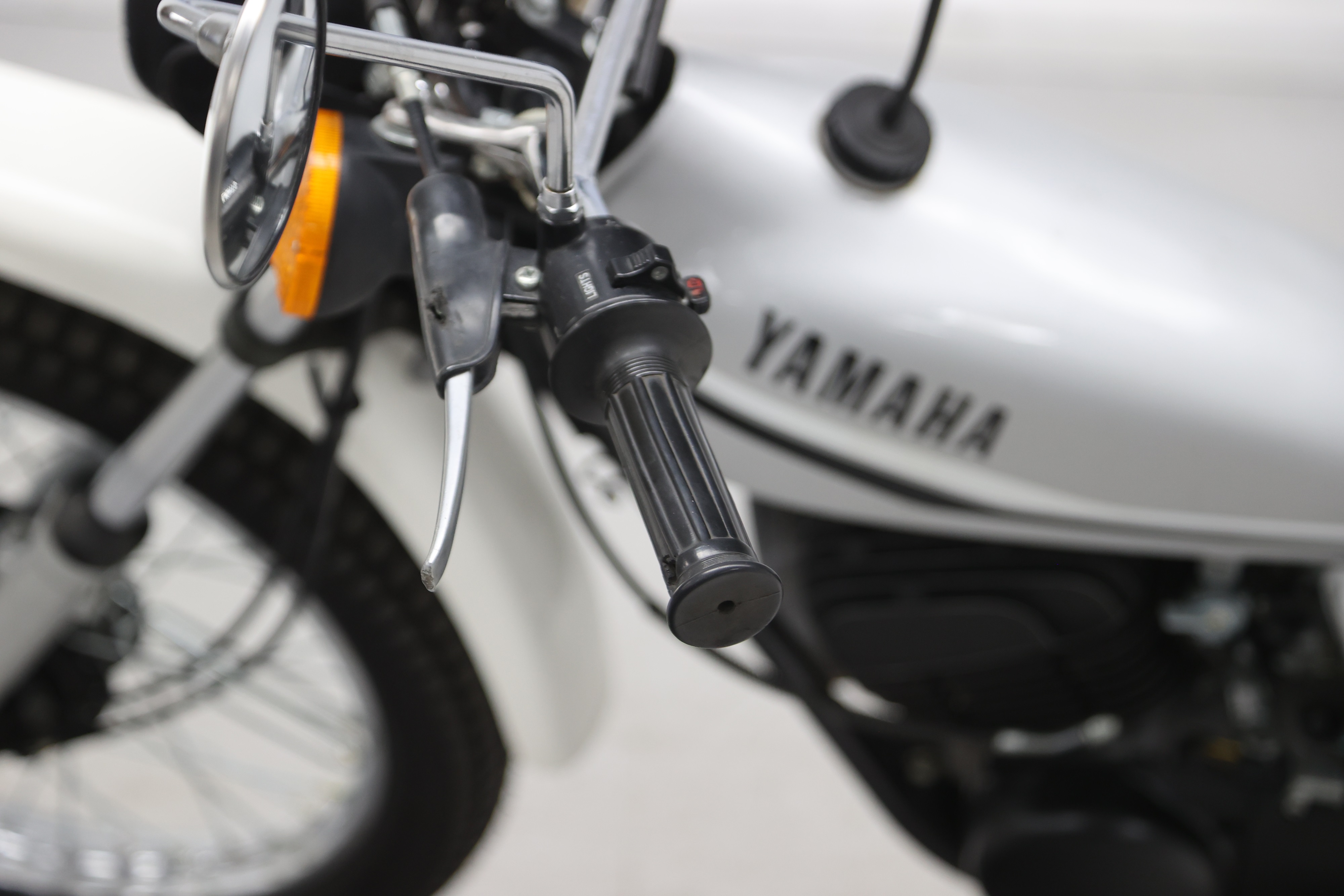 Lot 32 - 1981 Yamaha DT100