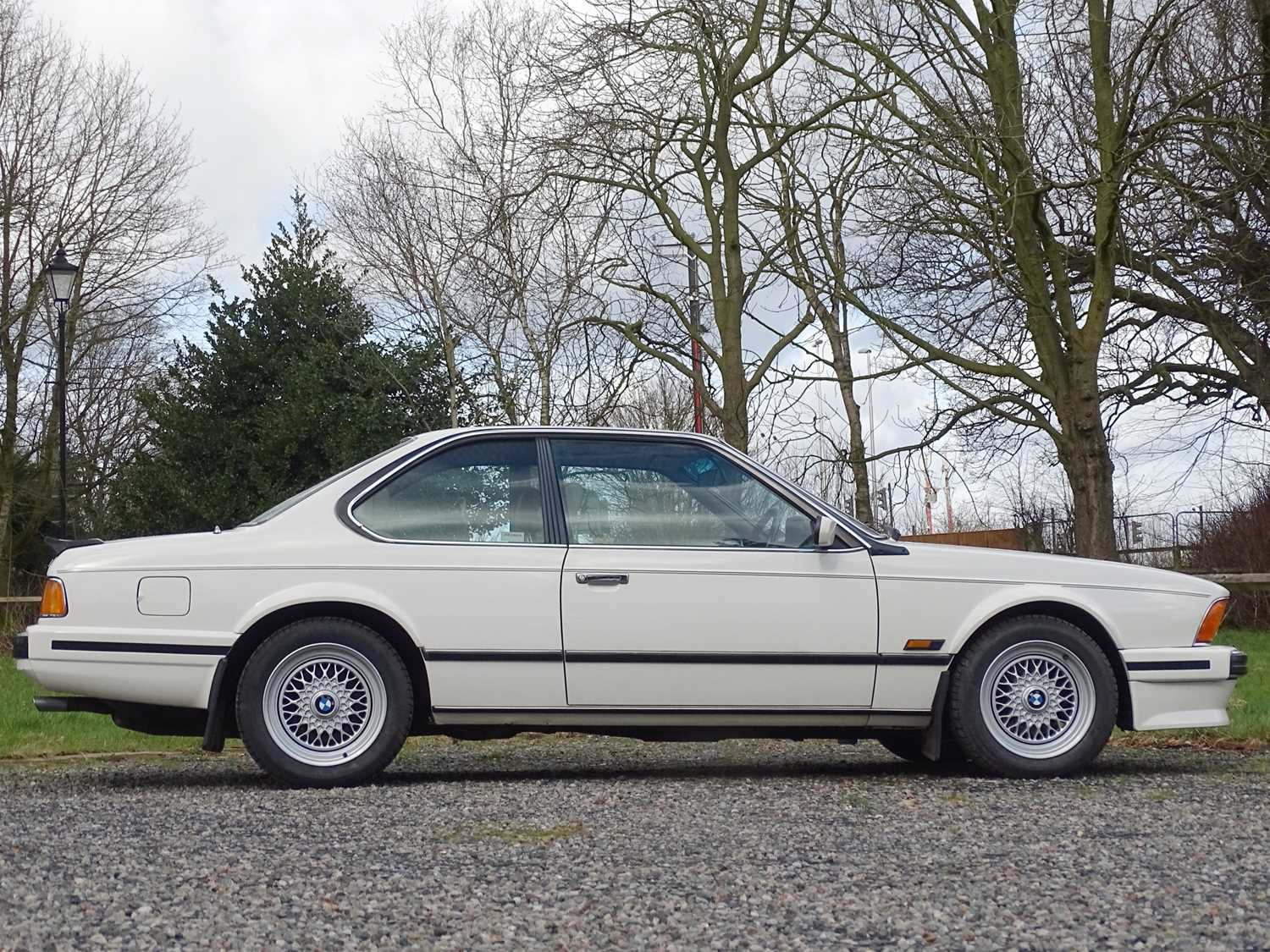 Lot 100 - 1988 BMW 635 CSi Highline
