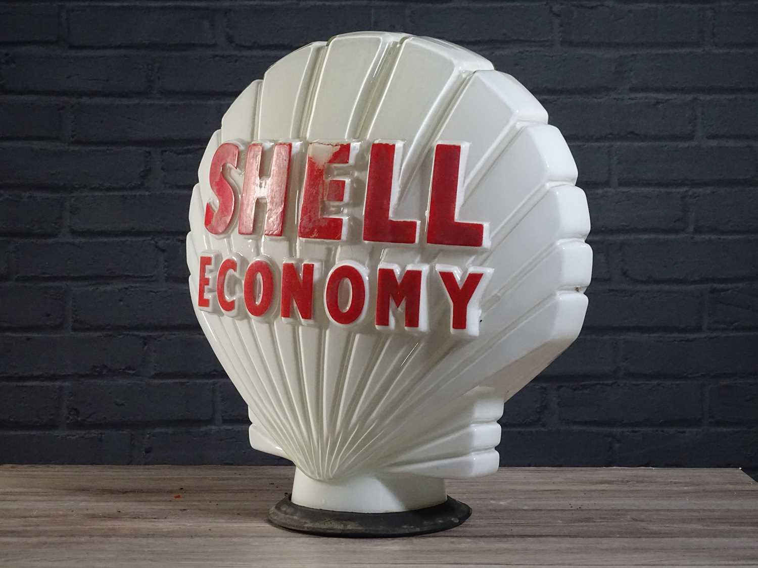 Lot 44 - Shell Economy original 1960's glass globe