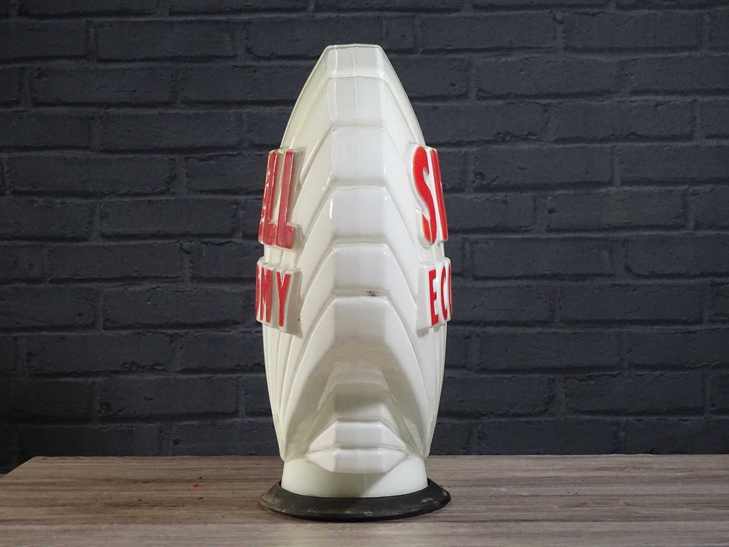 Lot 44 - Shell Economy original 1960's glass globe