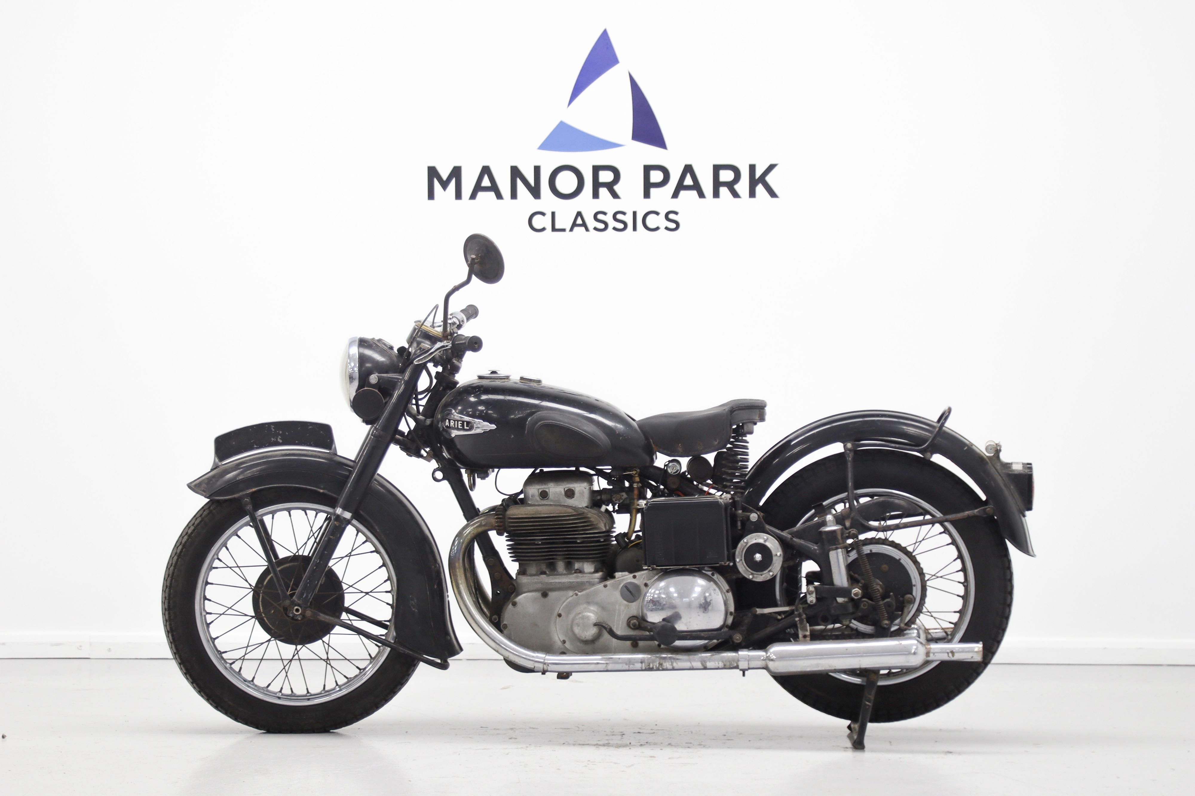 Lot 57 - 1953 Ariel Square Four