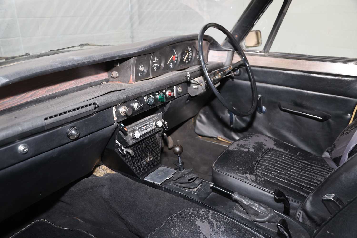 Lot 229 - 1972 Rover P6 2000 TC