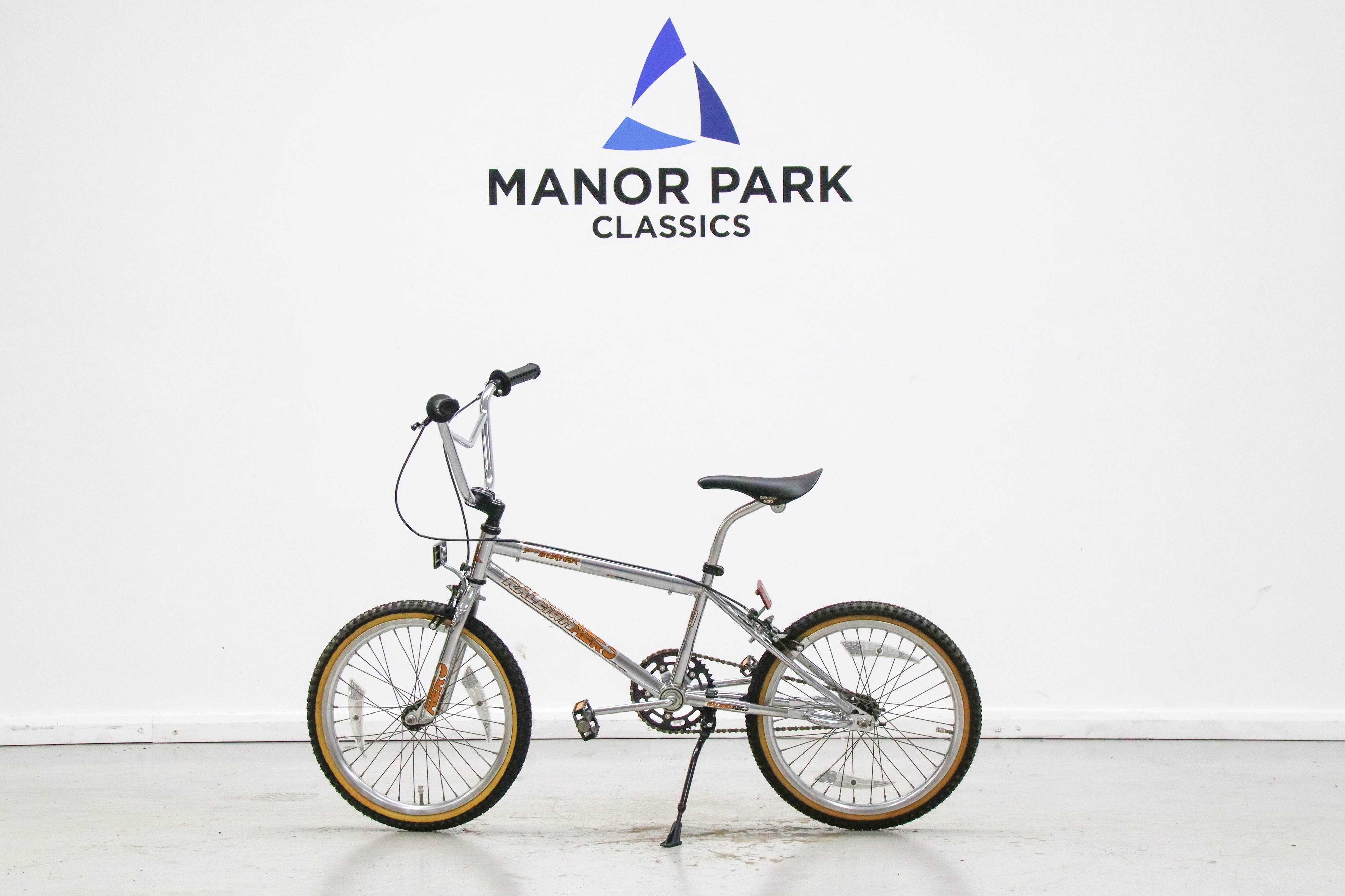 Lot 15 - 1983 Raleigh Aero Pro Burner