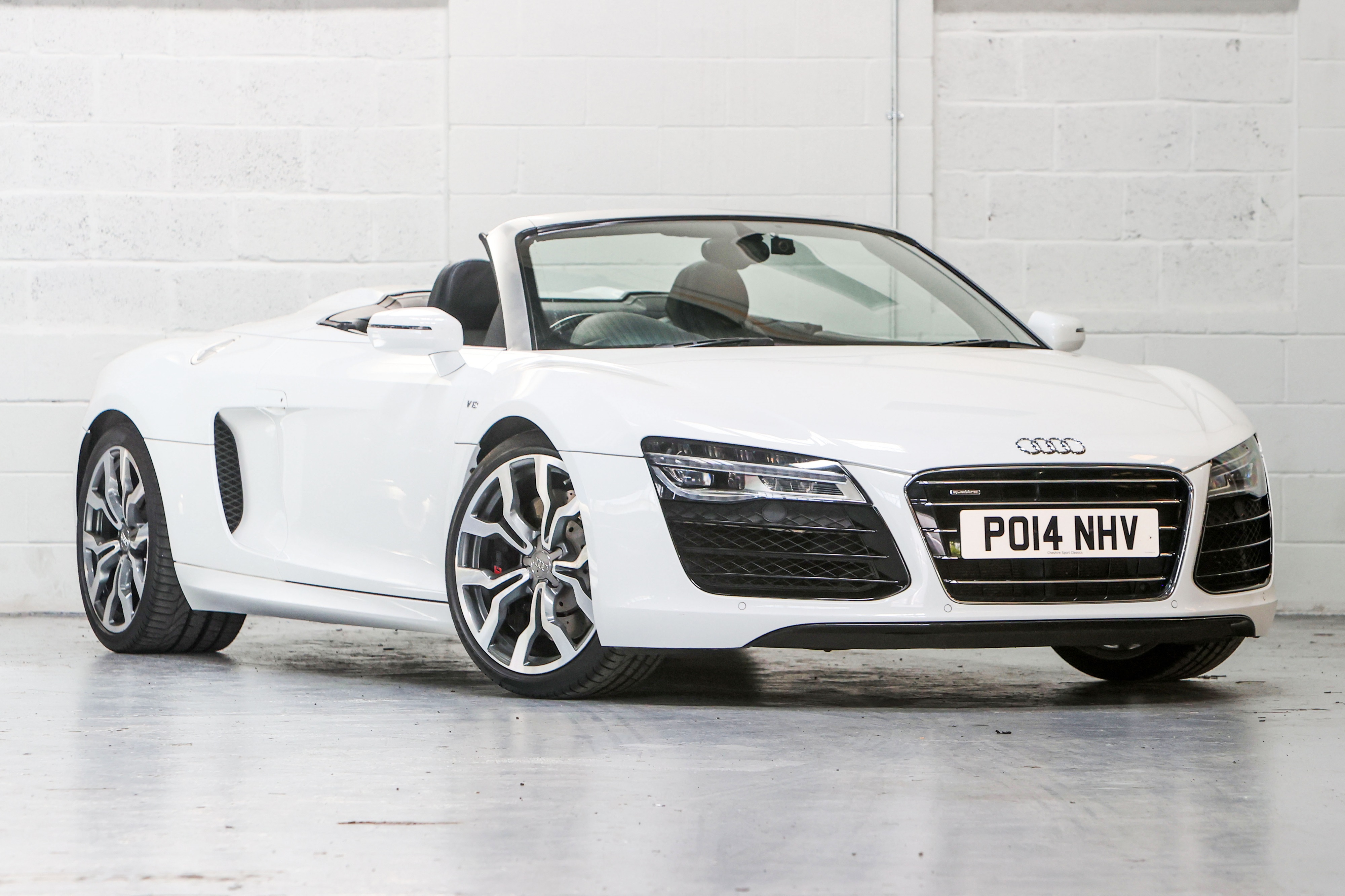 Lot 249 - 2014 Audi R8 Spyder Quattro V10