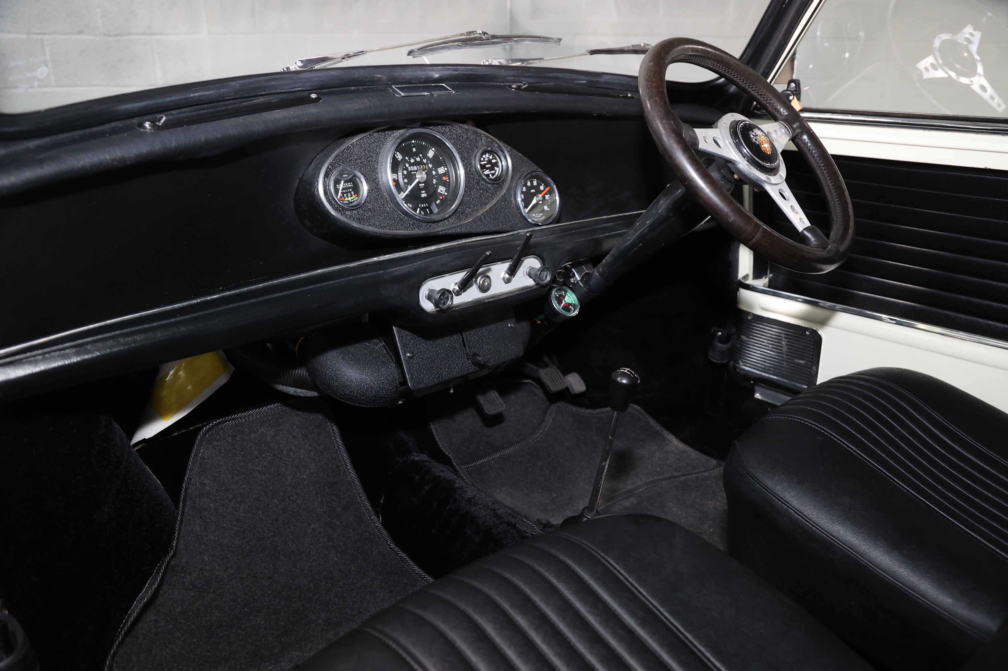 Lot 218 - 1969 Austin Mini Cooper MKII