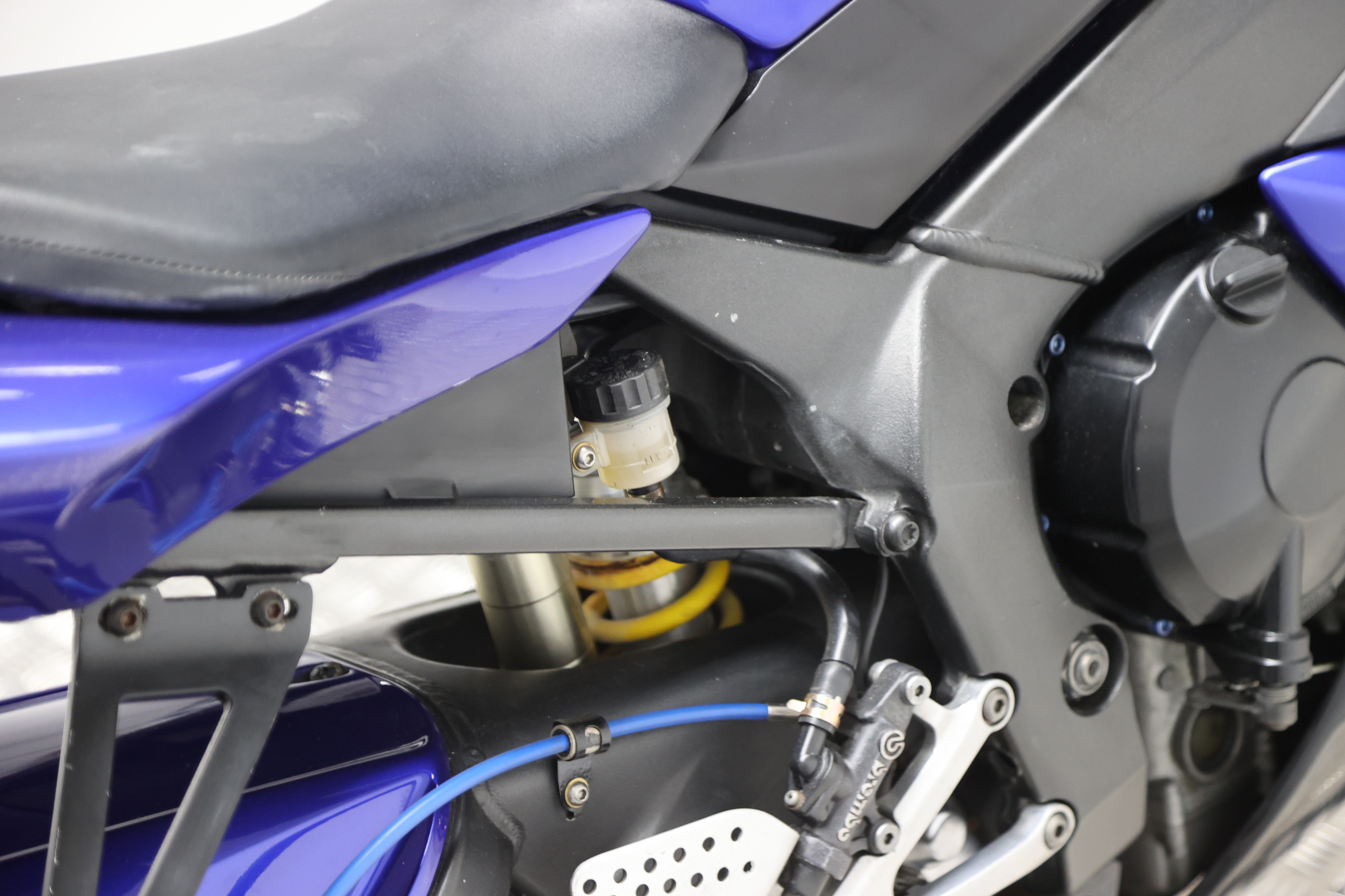 Lot 74 - 2002 Yamaha YZF-R1