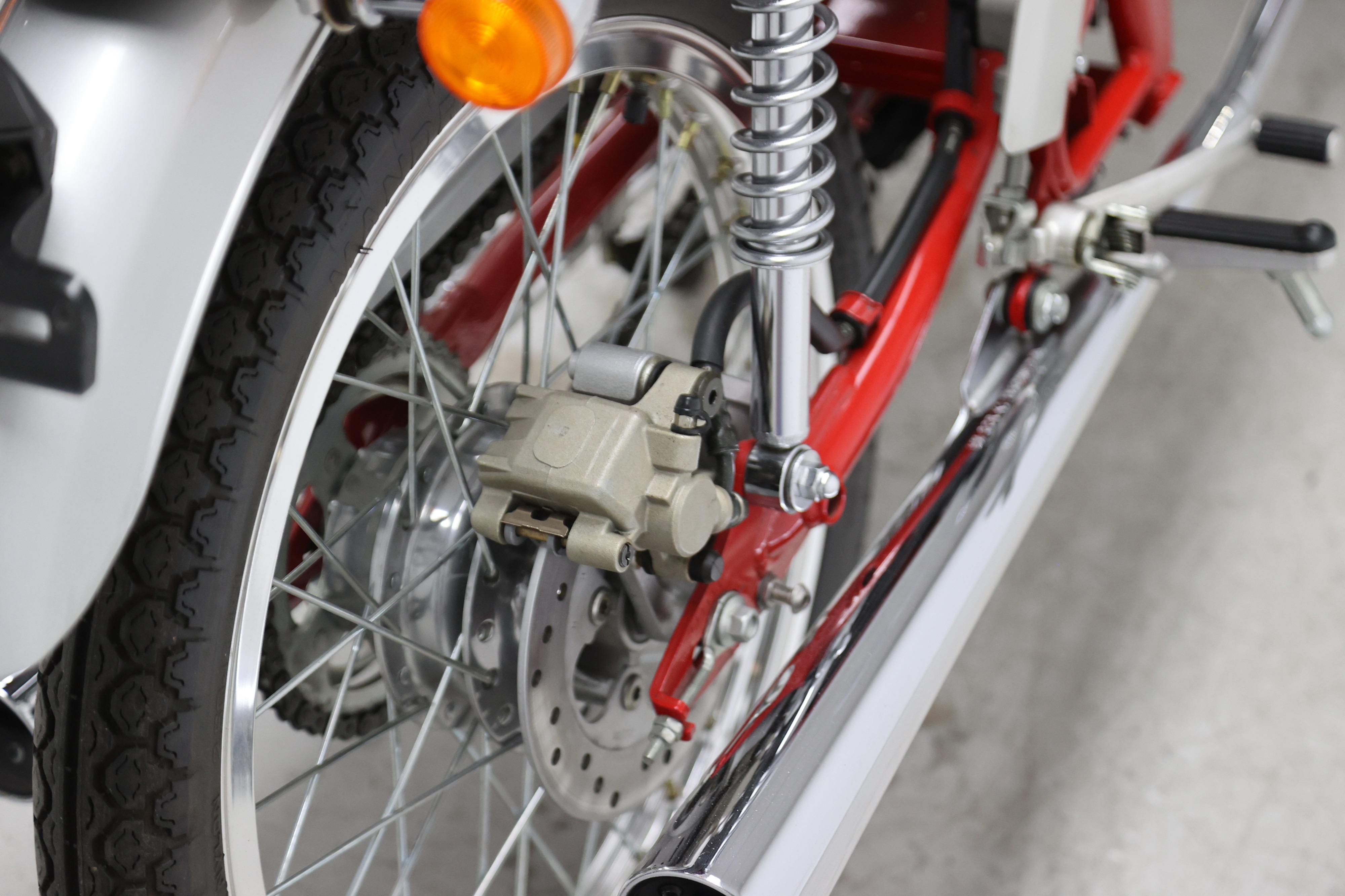 Lot 83 - 2000 Honda Dream 50