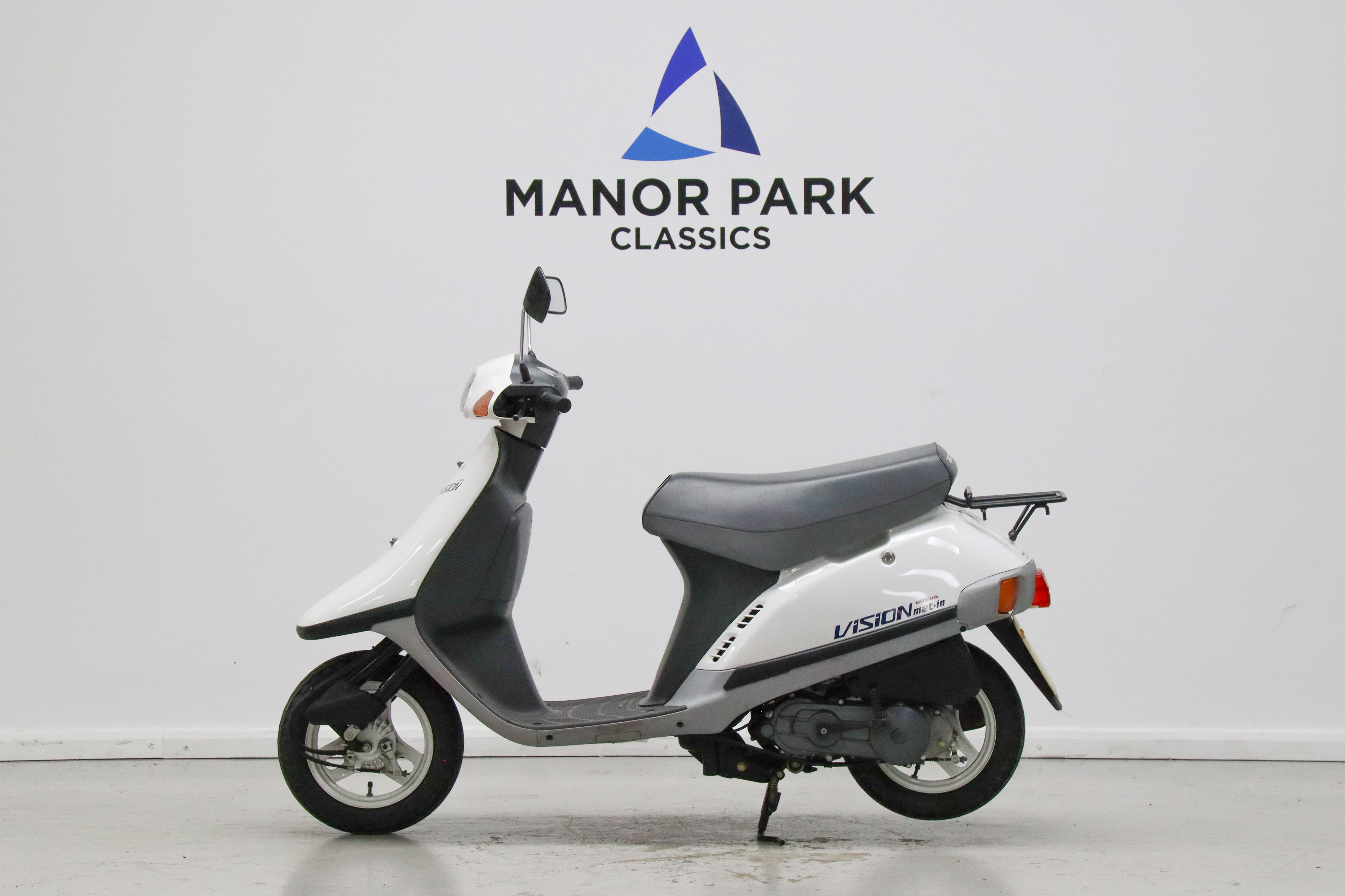 Lot 39 - 1989 Honda SA50 Vision Met-In