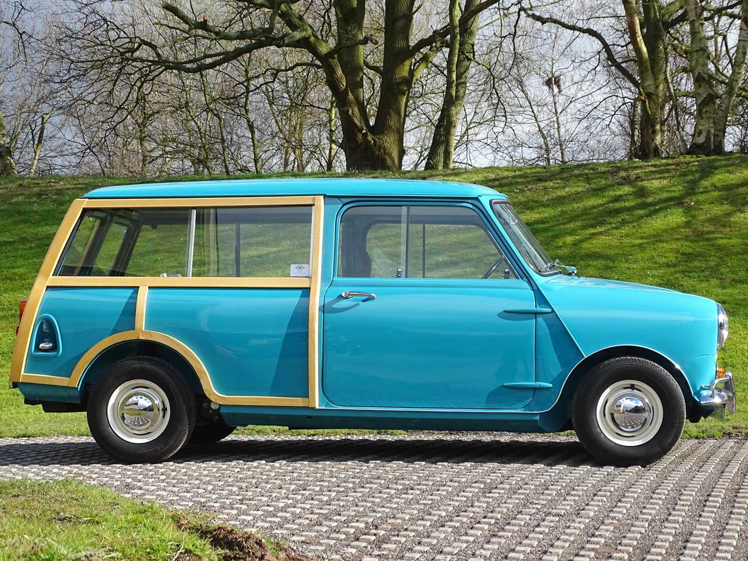 Lot 86 - 1966 Austin Mini Countryman