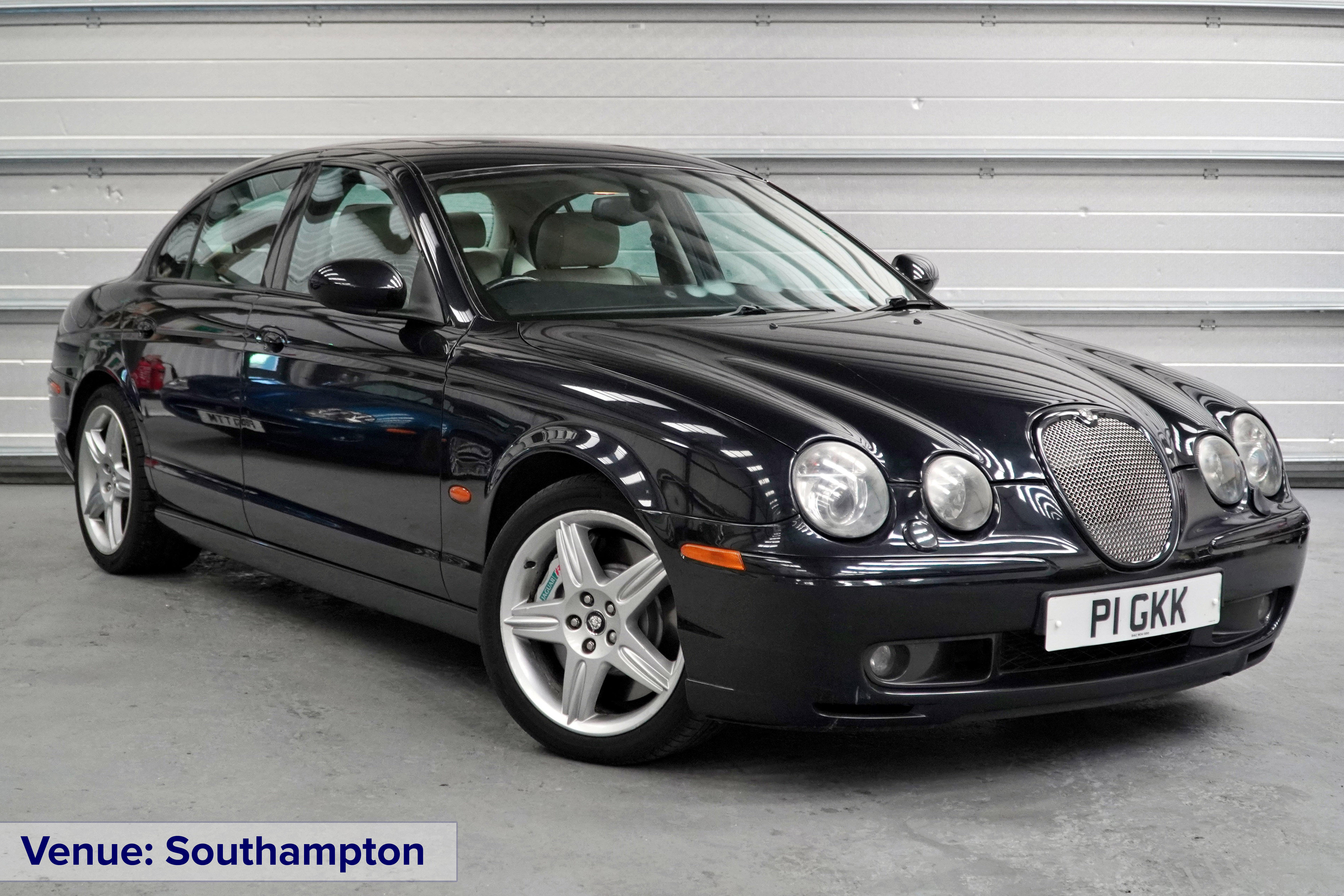 Lot 145 - 2003 Jaguar S-Type V8 R Auto