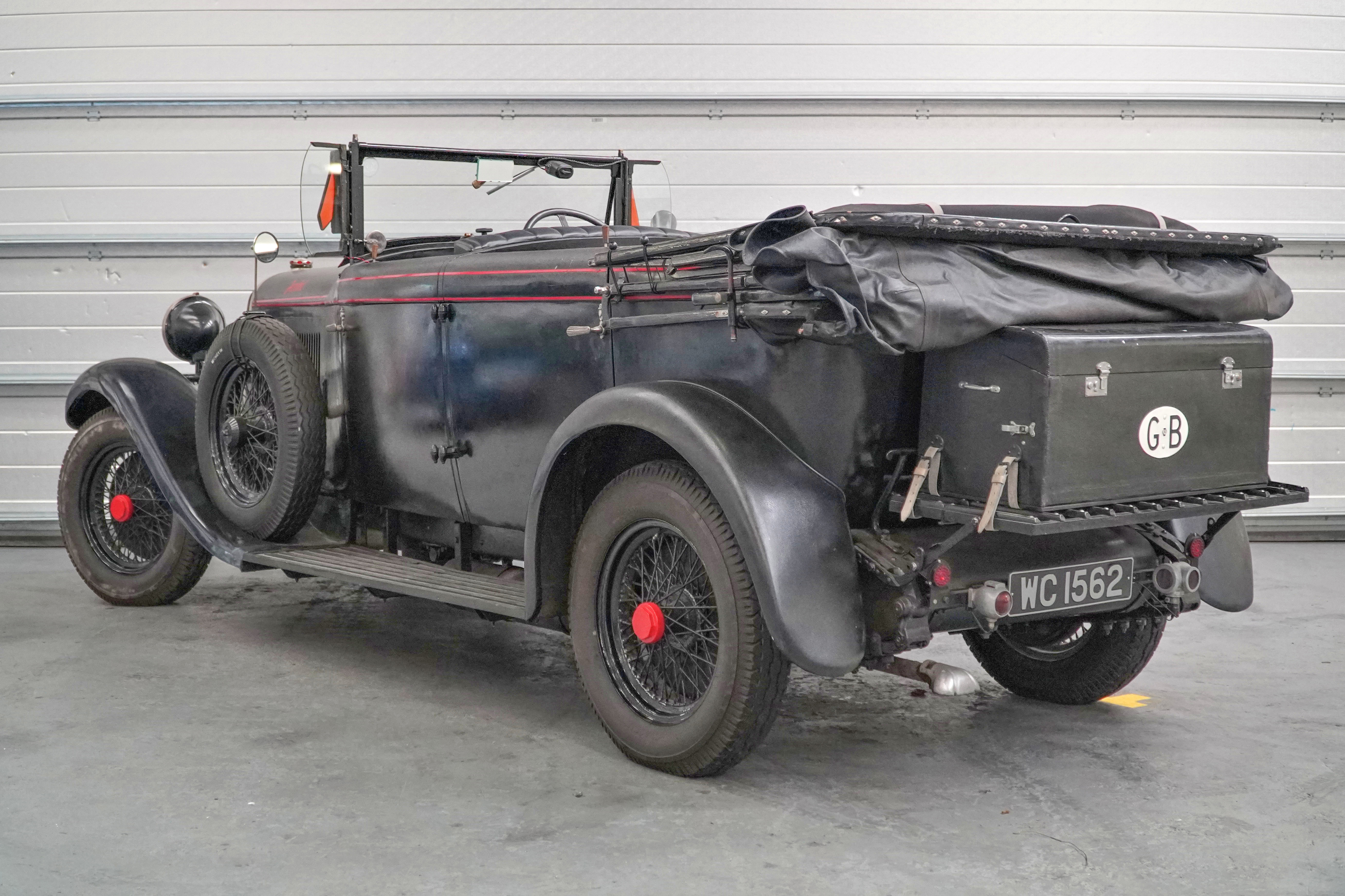 Lot 127 - 1928 Panhard Levassor