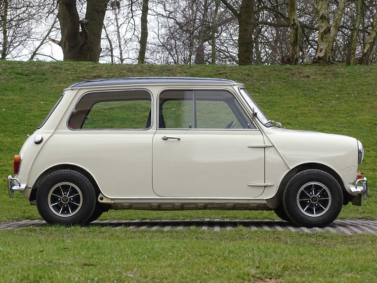 Lot 117 - 1966 Austin Mini Cooper S 1275