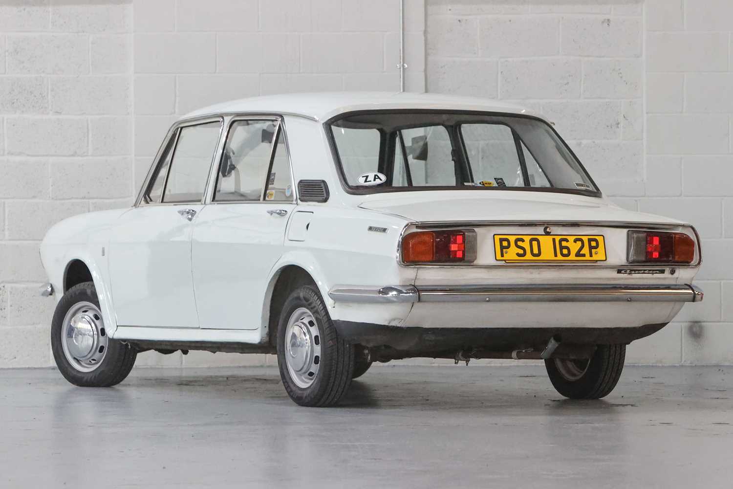 Lot 217 - 1975 Austin Apache