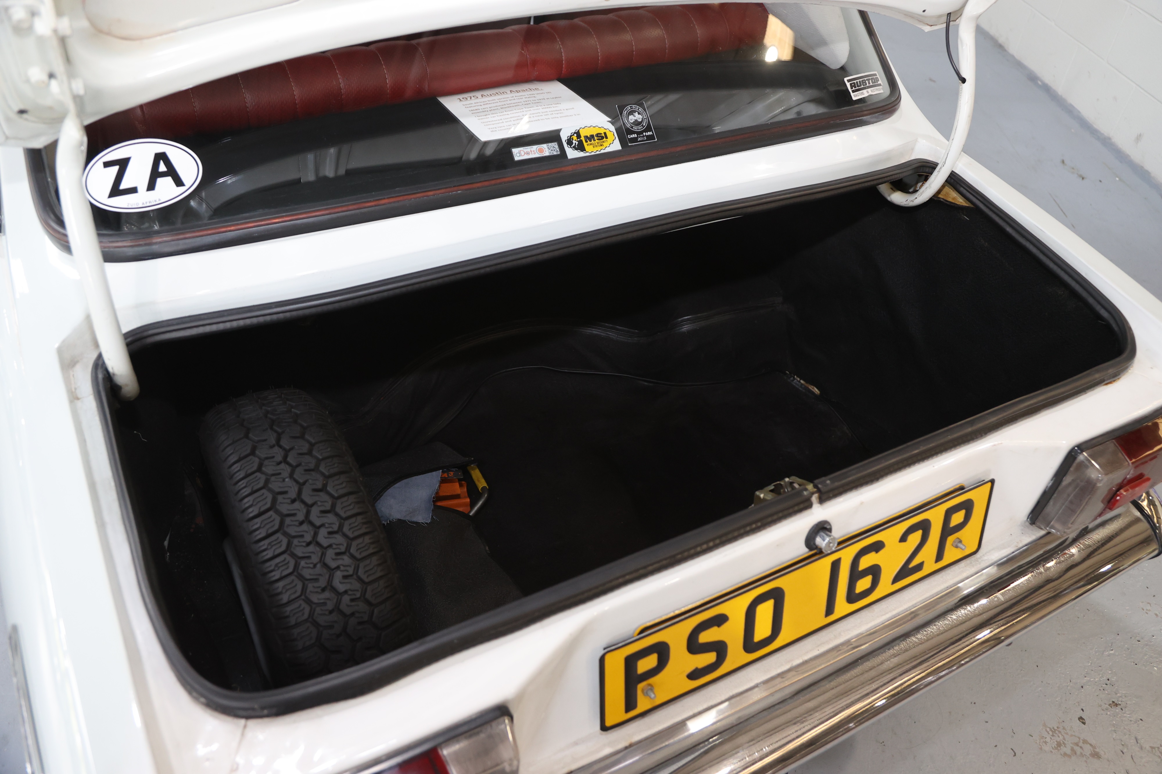 Lot 217 - 1975 Austin Apache
