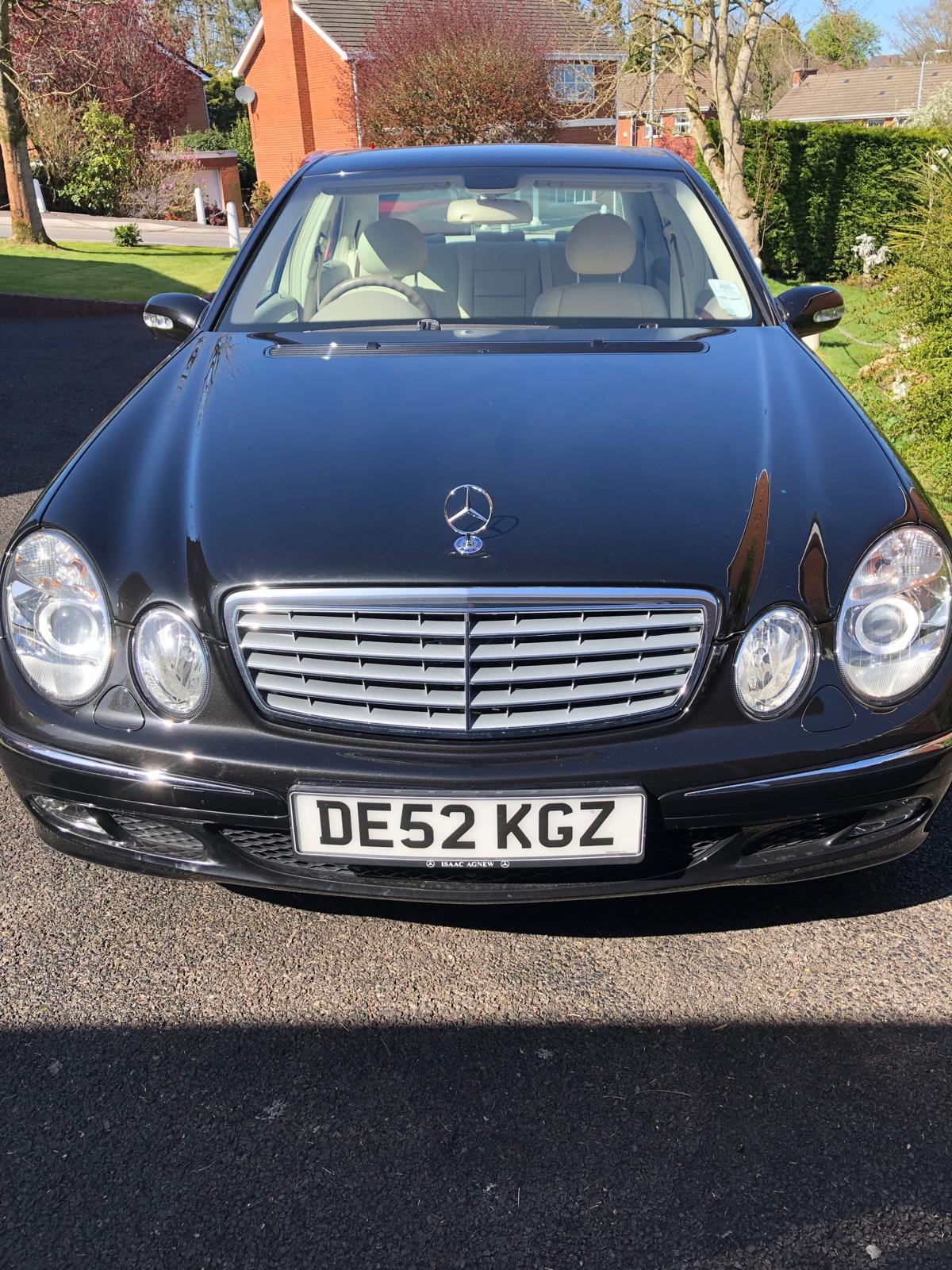 Lot 18 - 2002 Mercedes-Benz E240 Elegance Auto