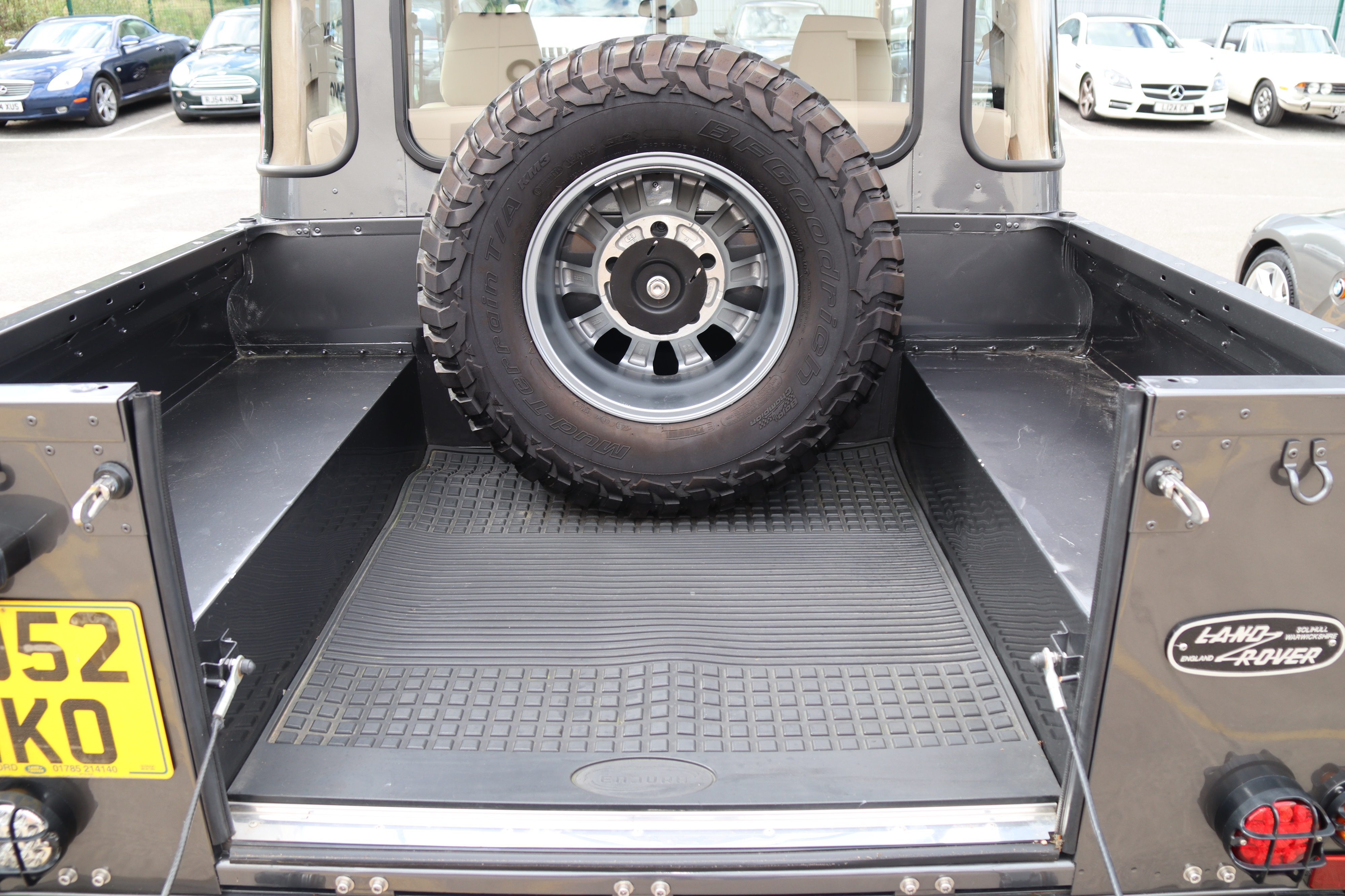 2002 Land Rover Defender 110 County TD5