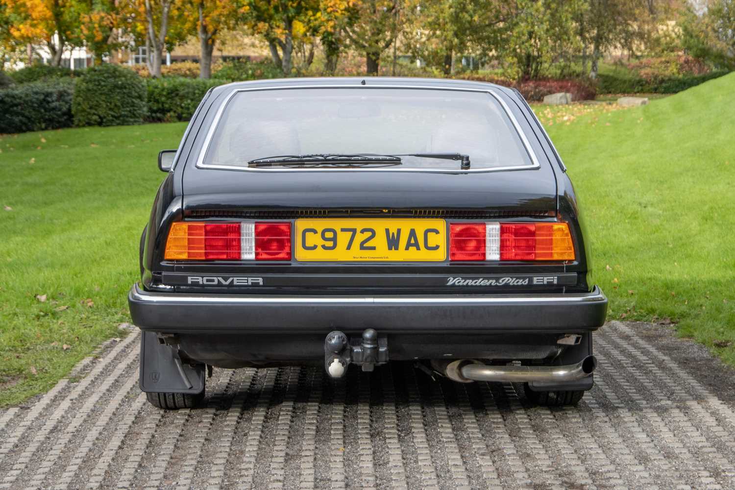 Lot 9 - 1985 Rover SD1 3500 Vanden Plas EFI