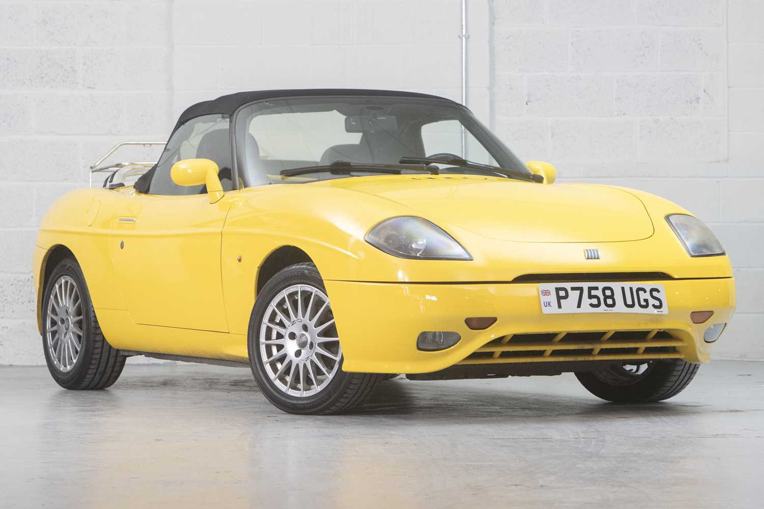 Lot 216 - 1996 Fiat Barchetta
