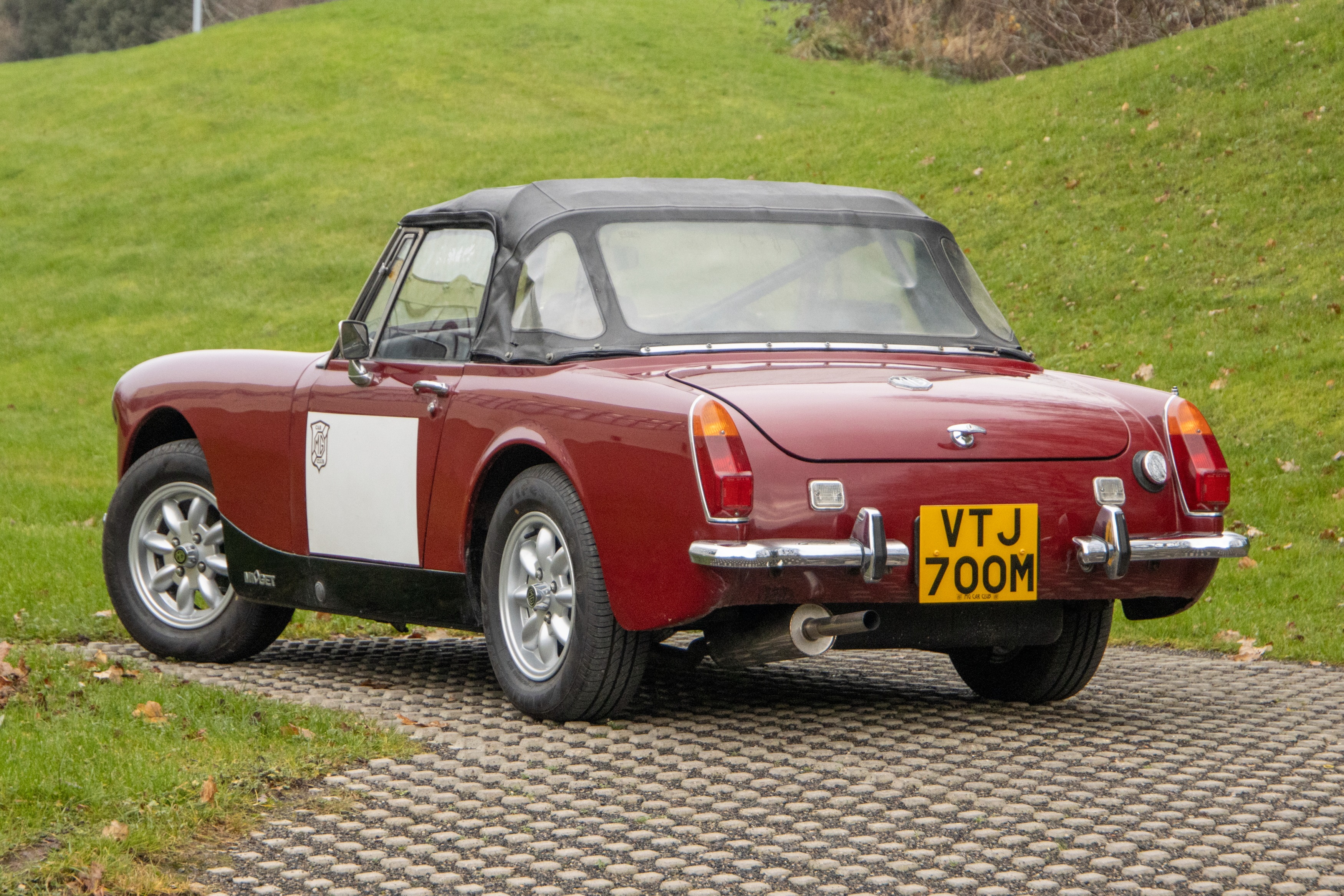 Lot 5 - 1974 MG Midget 1275