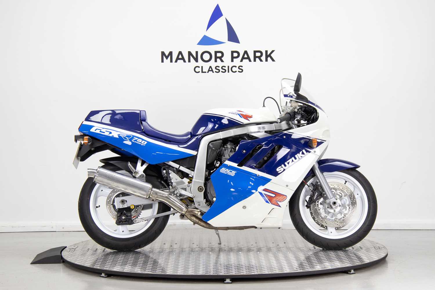 1988 Suzuki GSXR750J Slingshot