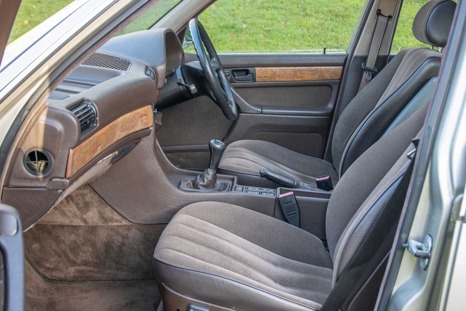 Lot 13 - 1987 BMW 730i