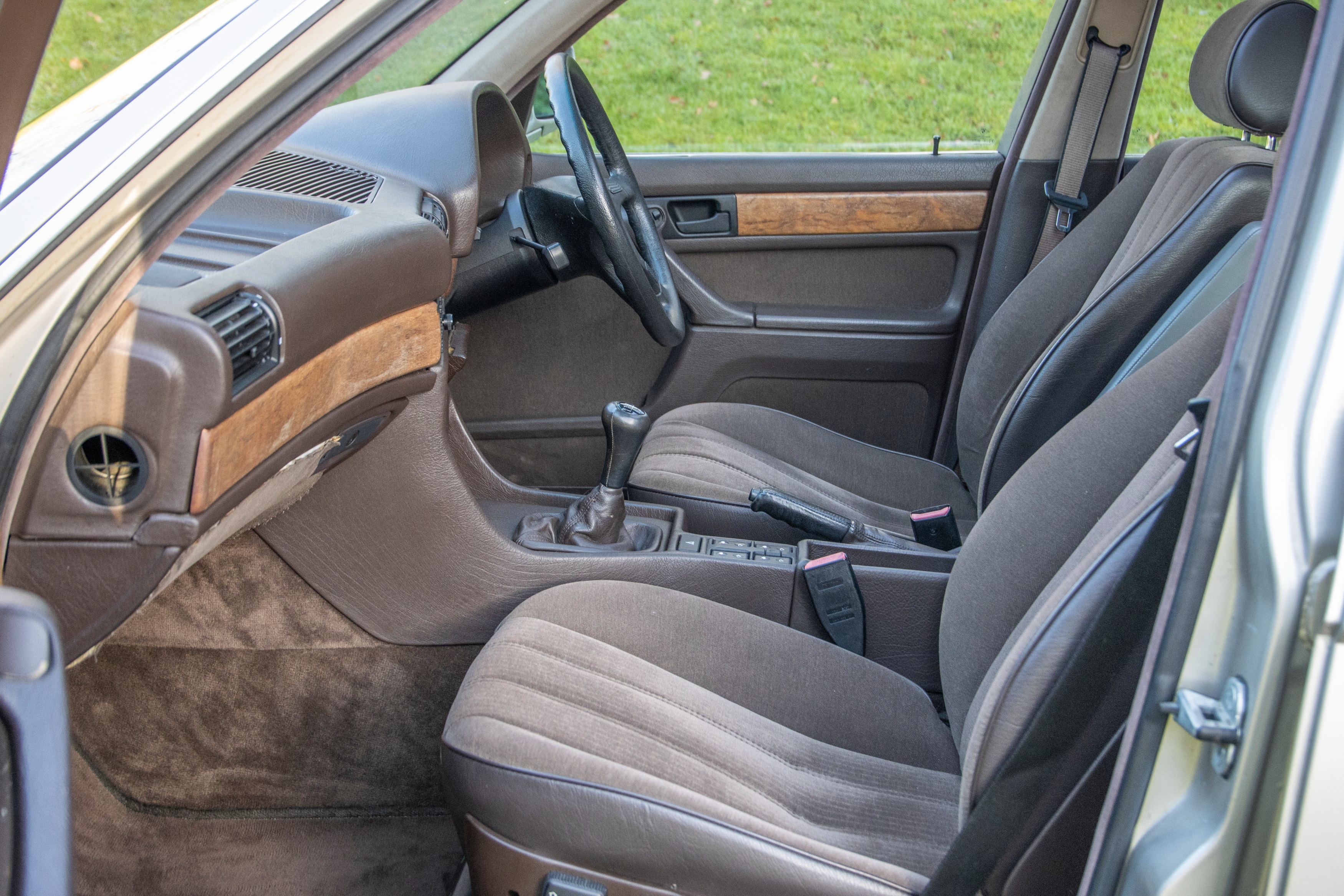 Lot 13 - 1987 BMW 730i