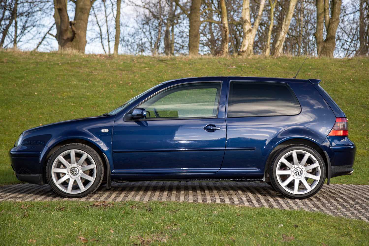 Lot 69 - 2002 Volkswagen Golf V6 4Motion