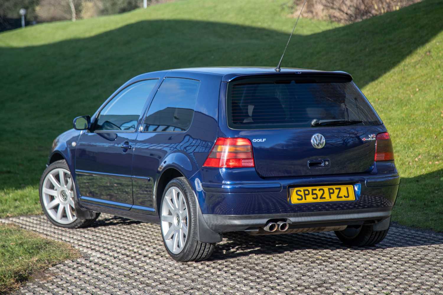 Lot 69 - 2002 Volkswagen Golf V6 4Motion