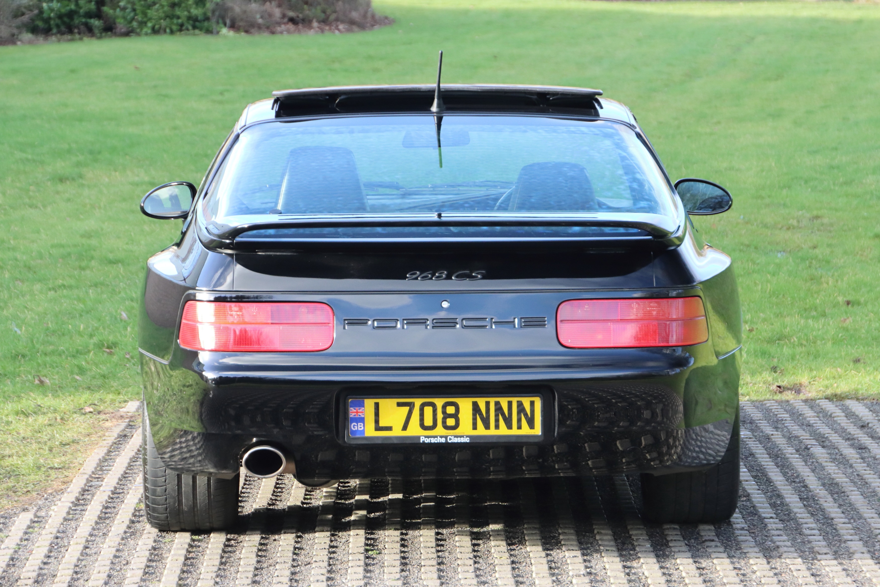 Lot 31 - 1994 Porsche 968 'CS Lux Pack'